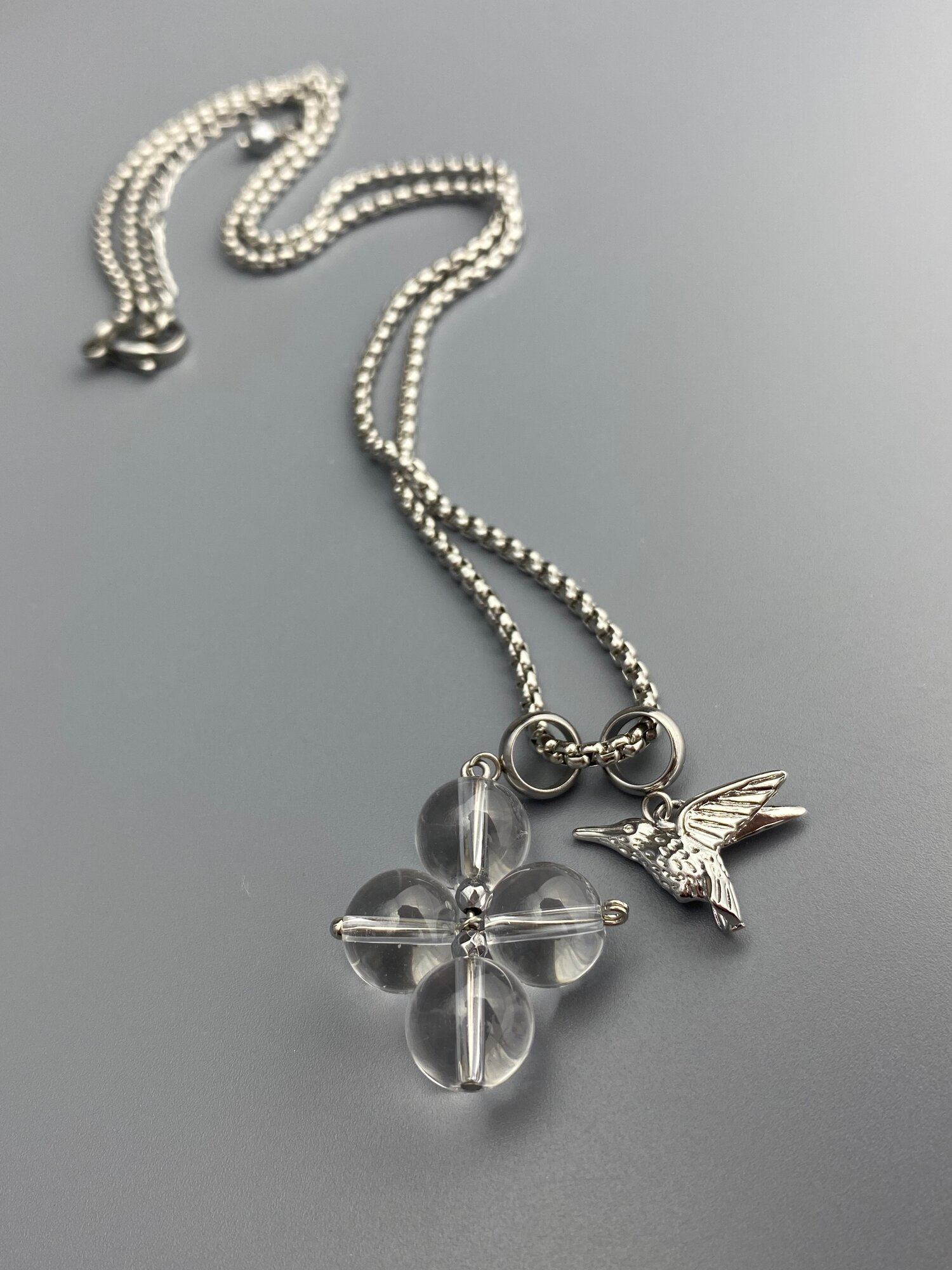 Колье, стекло