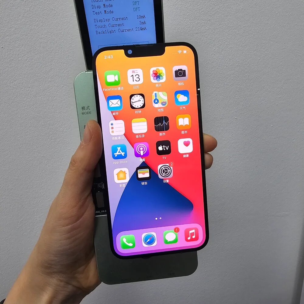 Дисплей iPhone 13 , снятый, дисплей мобильного телефона, с монтажными инструментами