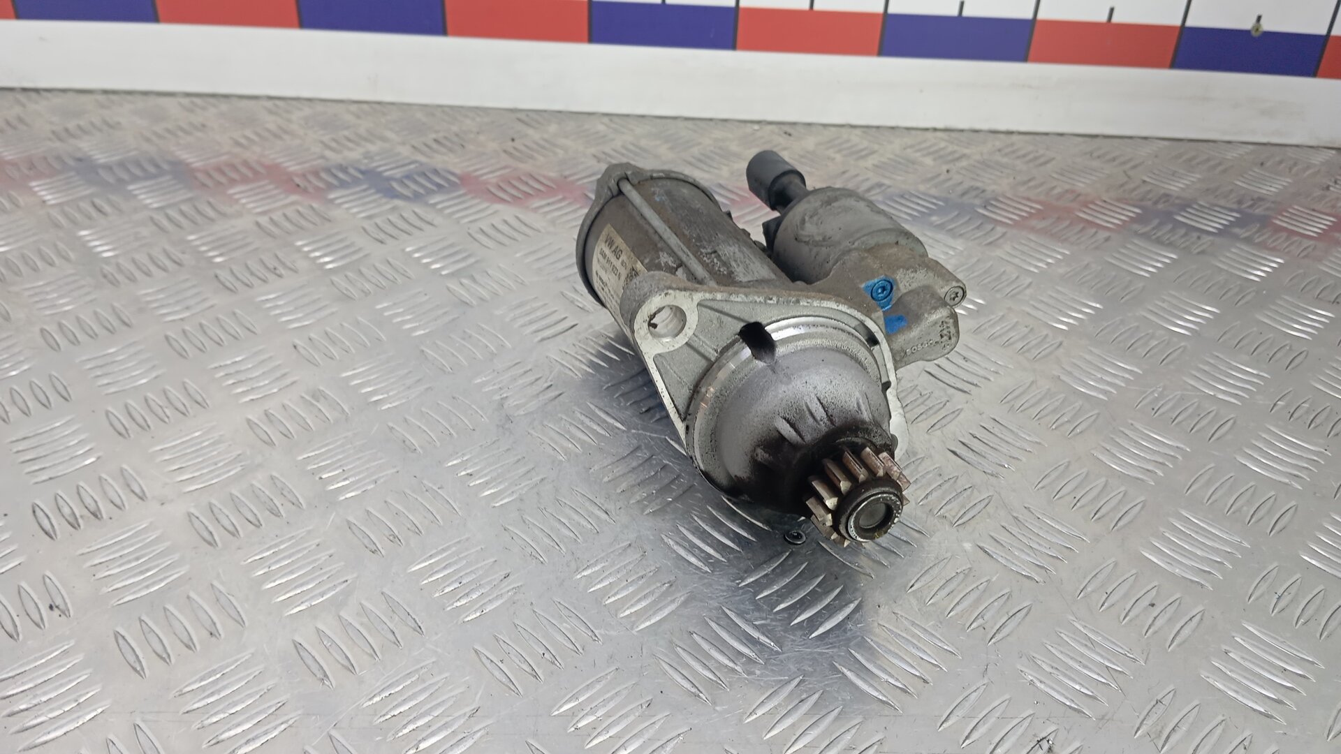 Стартер бензиновый SKODA YETI 1, Номер 0AM911023N