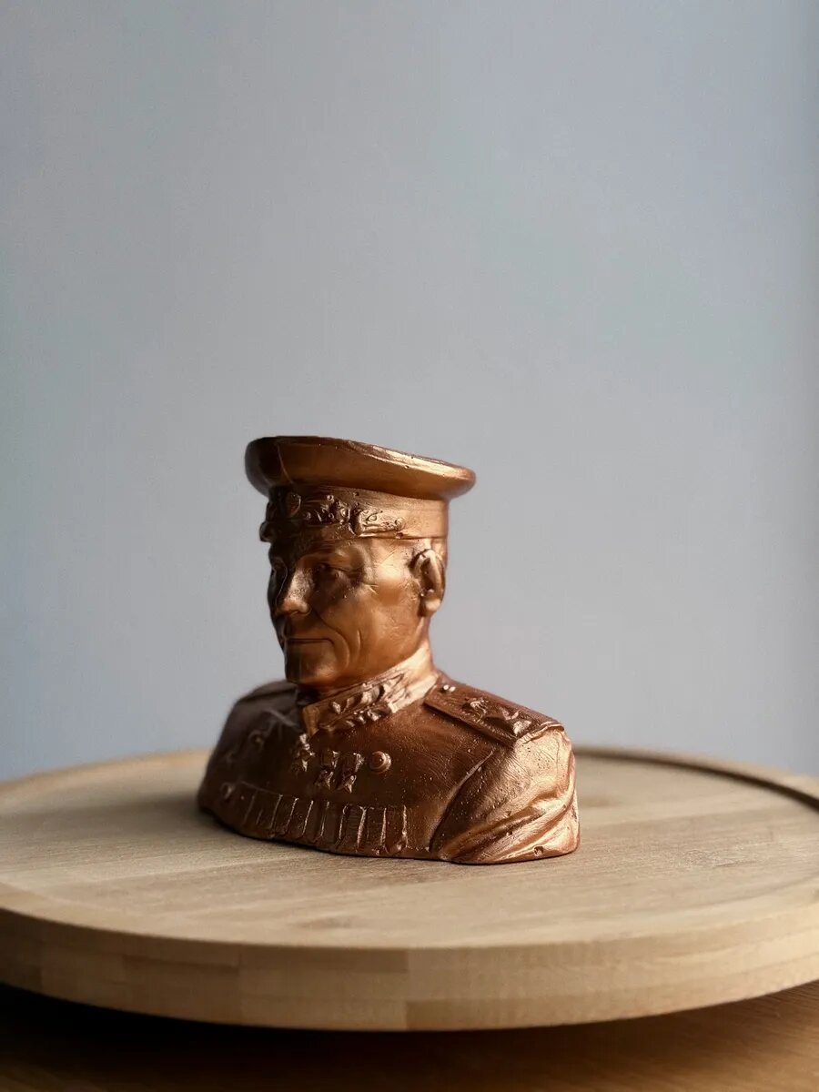 Статуэтка Иван Конев, 10 см, из гипса, ручная работа, в цвете — фото 1