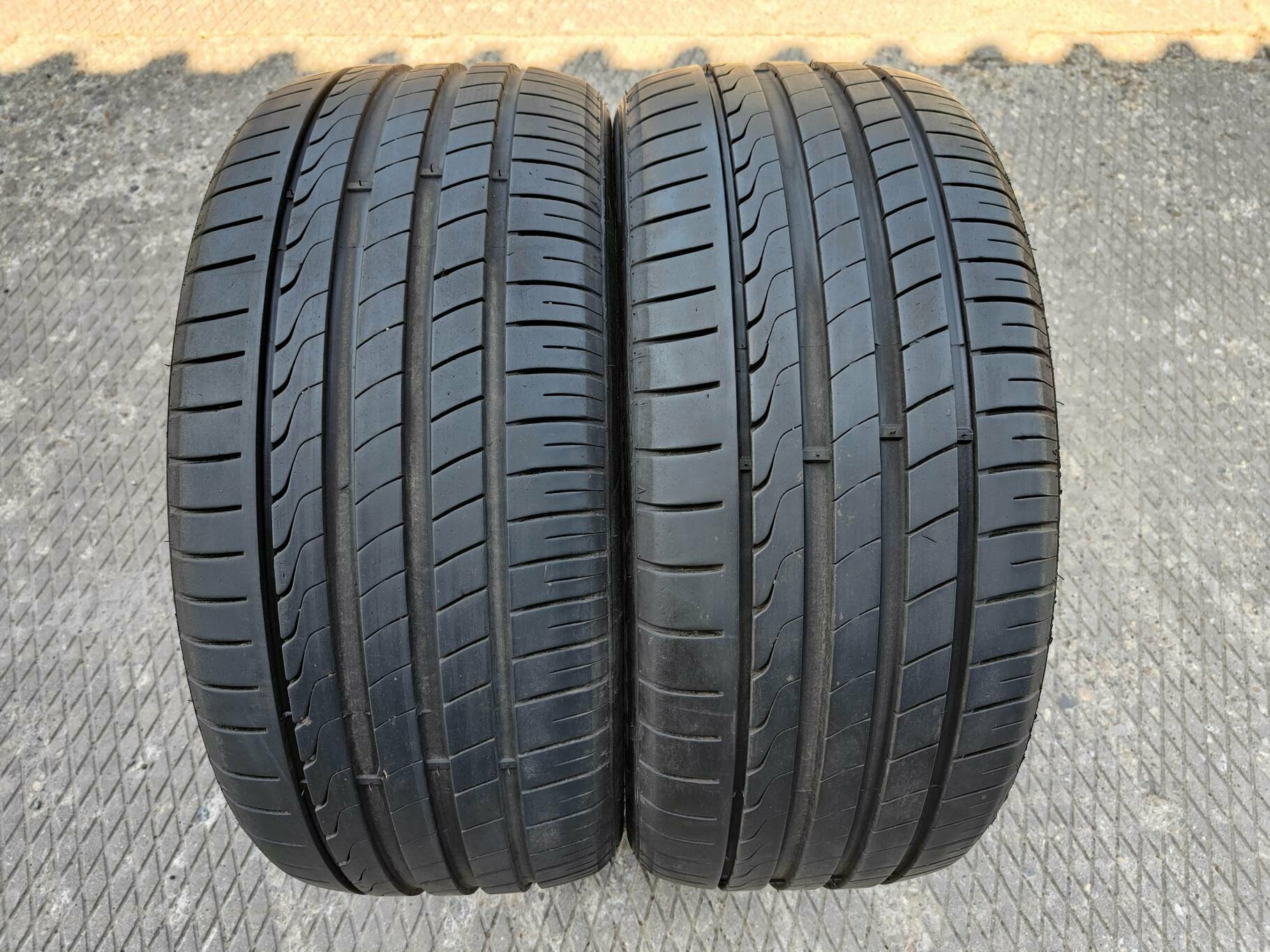 Шины Minerva F205 245/40 R18 97Y БУ Летние Износ 15% арт.53008