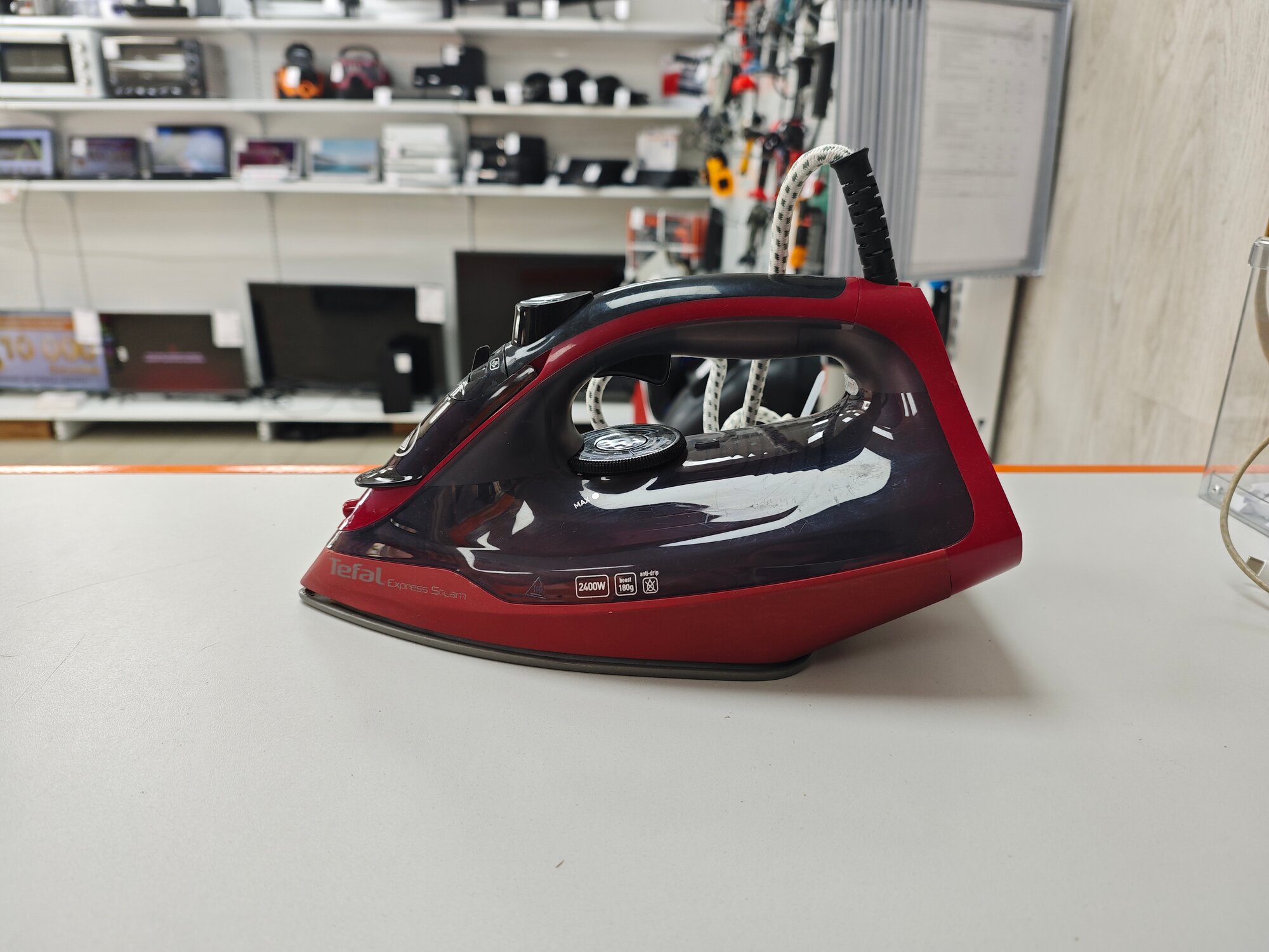 Утюг Tefal Express Steam FV2846E0 защита от накипи, самоочистка, антикапля
