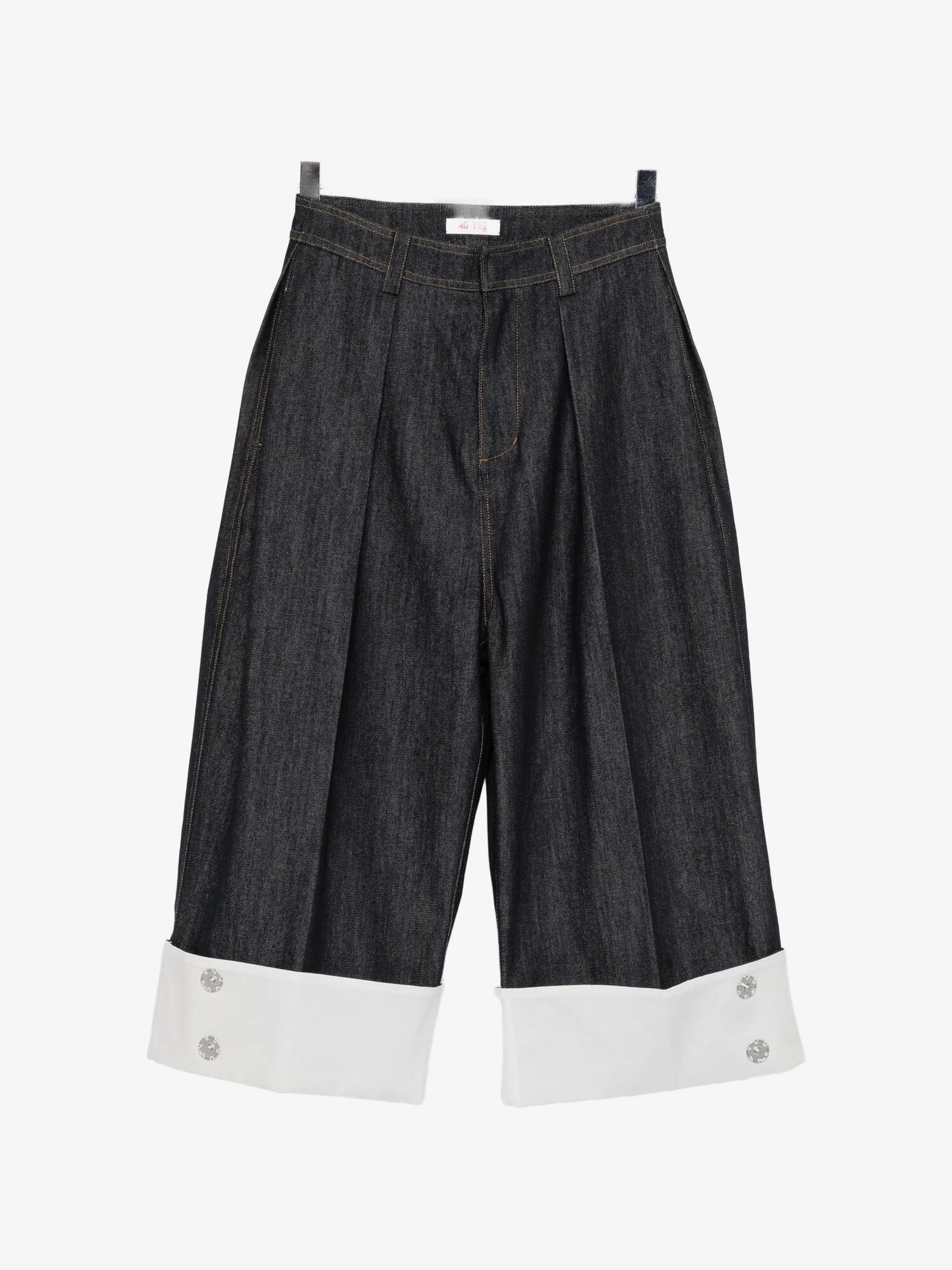 Джинсы  Pleated turn-up jeans