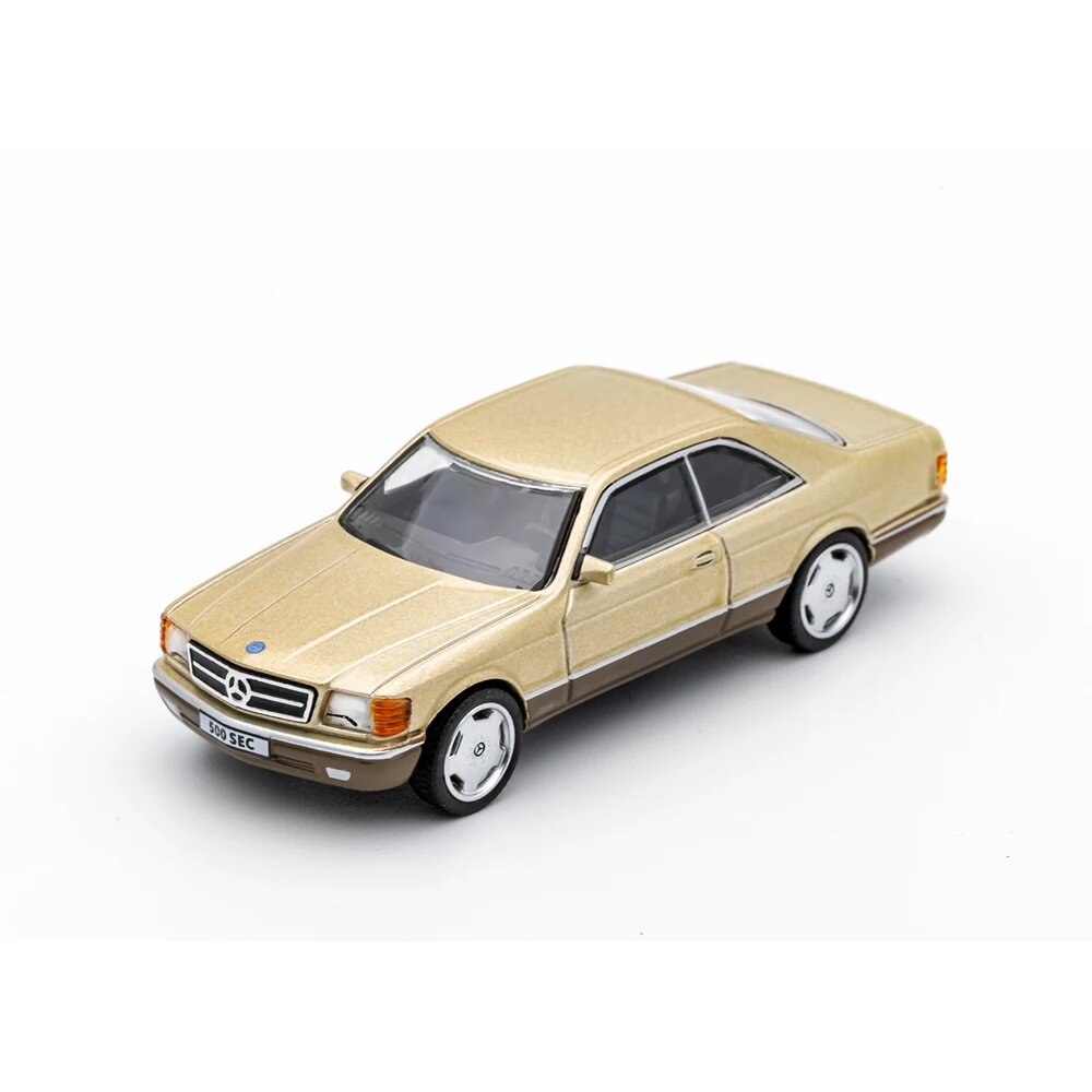 Модель автомобиля DCT 1/64 JUKE-R SL500 500SEC bB Бежевый, 500SEC golden