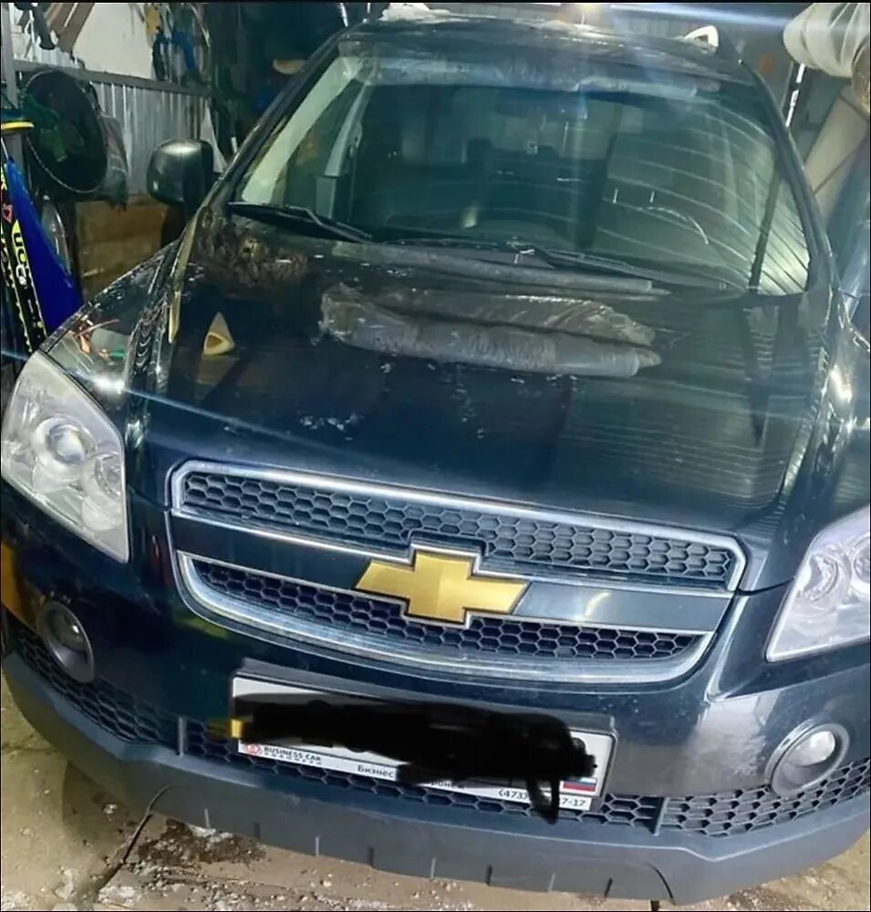 Желтая автомобильная эмблема для Chevrolet Captiva из ABS пластика, 24x9 см — фото 1