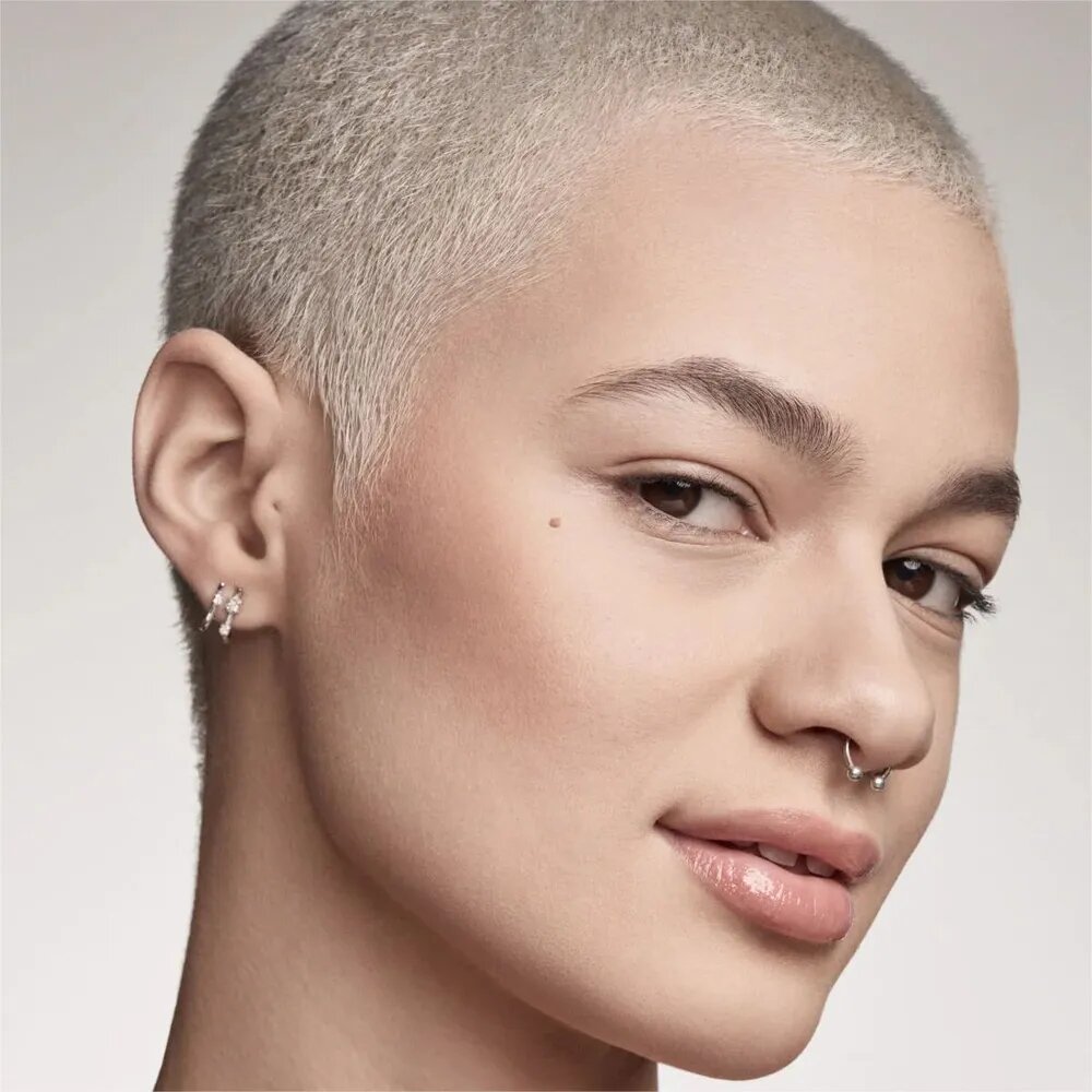 Скульптор для лица Fenty Beauty Amber, стик, бронзовый оттенок, кремовая текстура — фото 1