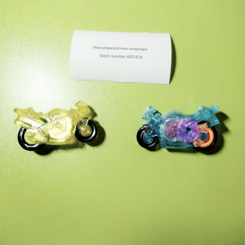 Маленькие игрушки внутри яйца Kinder Surprise, мотоцикл с откатным механизмом, без шоколада. 1 комплект
