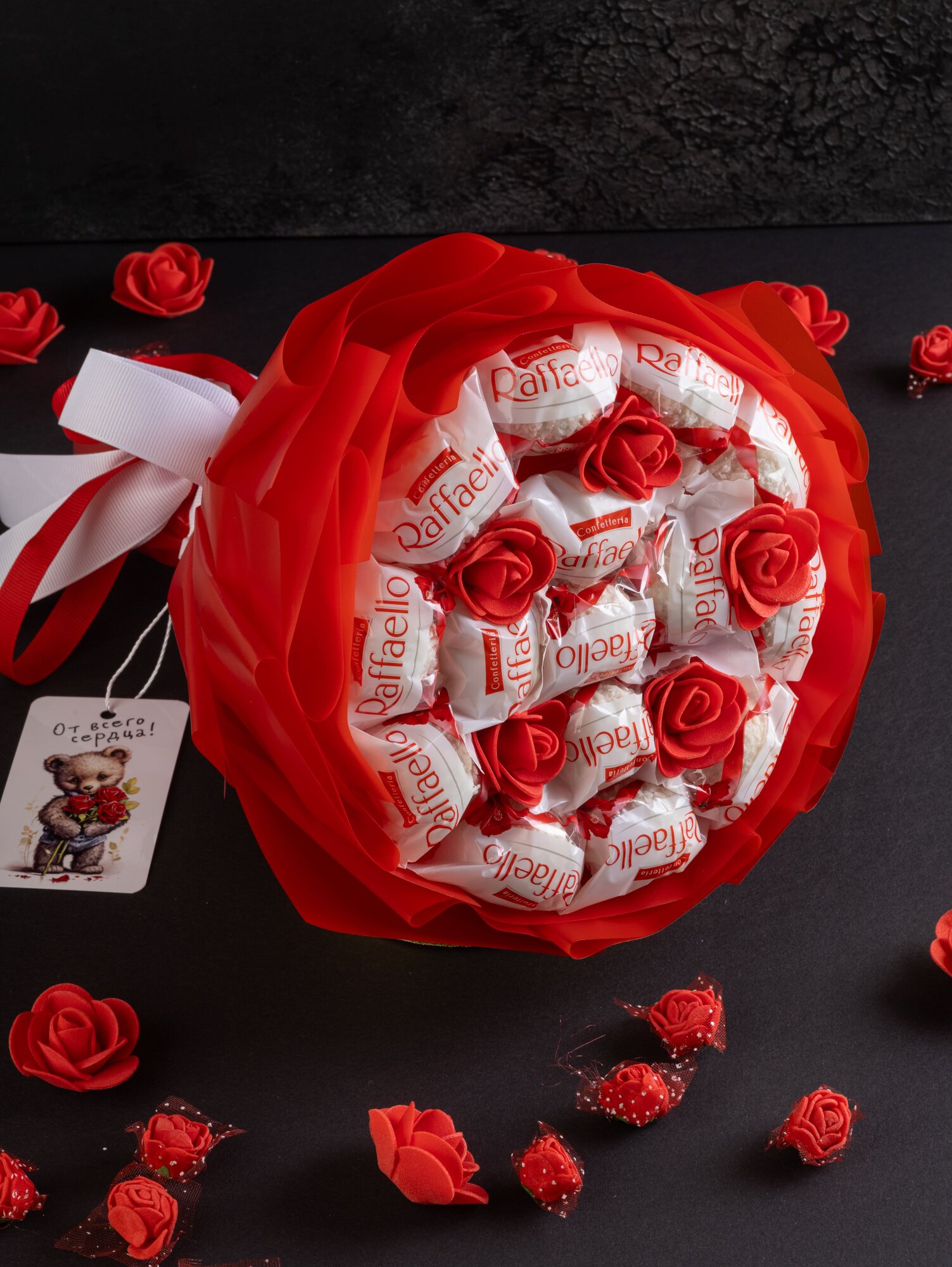 Букет Olavi Raffaello Red Mini, кокос, без ГМО, в бумажной обертке
