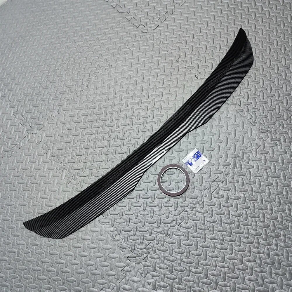 Задний спойлер на крышу VW Golf 4 MK4 R32, Carbon Look, 1999-2006