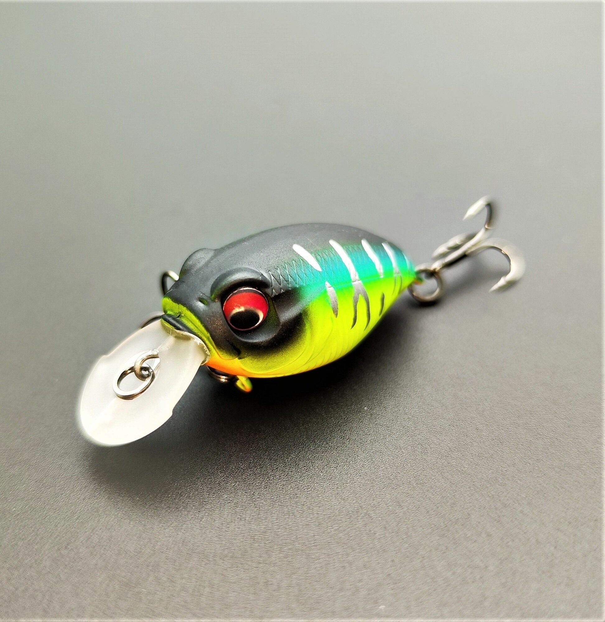 Воблер Крэнк MEGABASS Grifon New SR-X 43 на щуку окуня; голавля