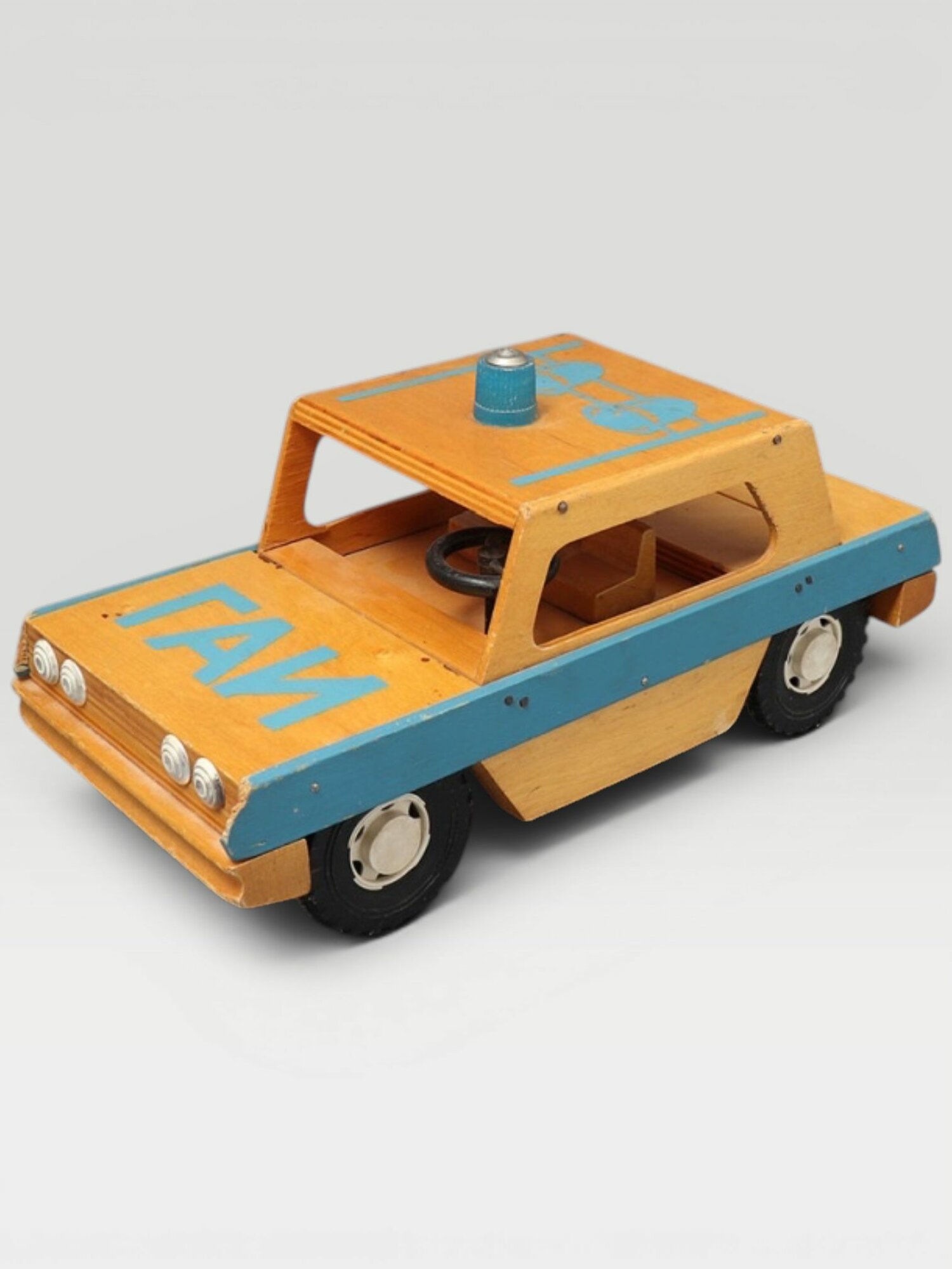 Винтажная советская деревянная игрушечная машинка "ГАИ", 1980-е годы, СССР