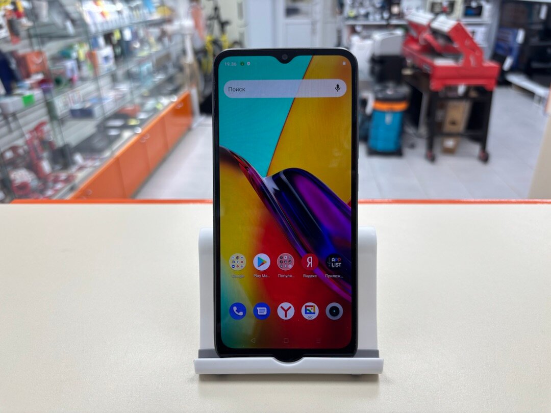 Смартфон Realme C30 2/32 ГБ, б/у уценка