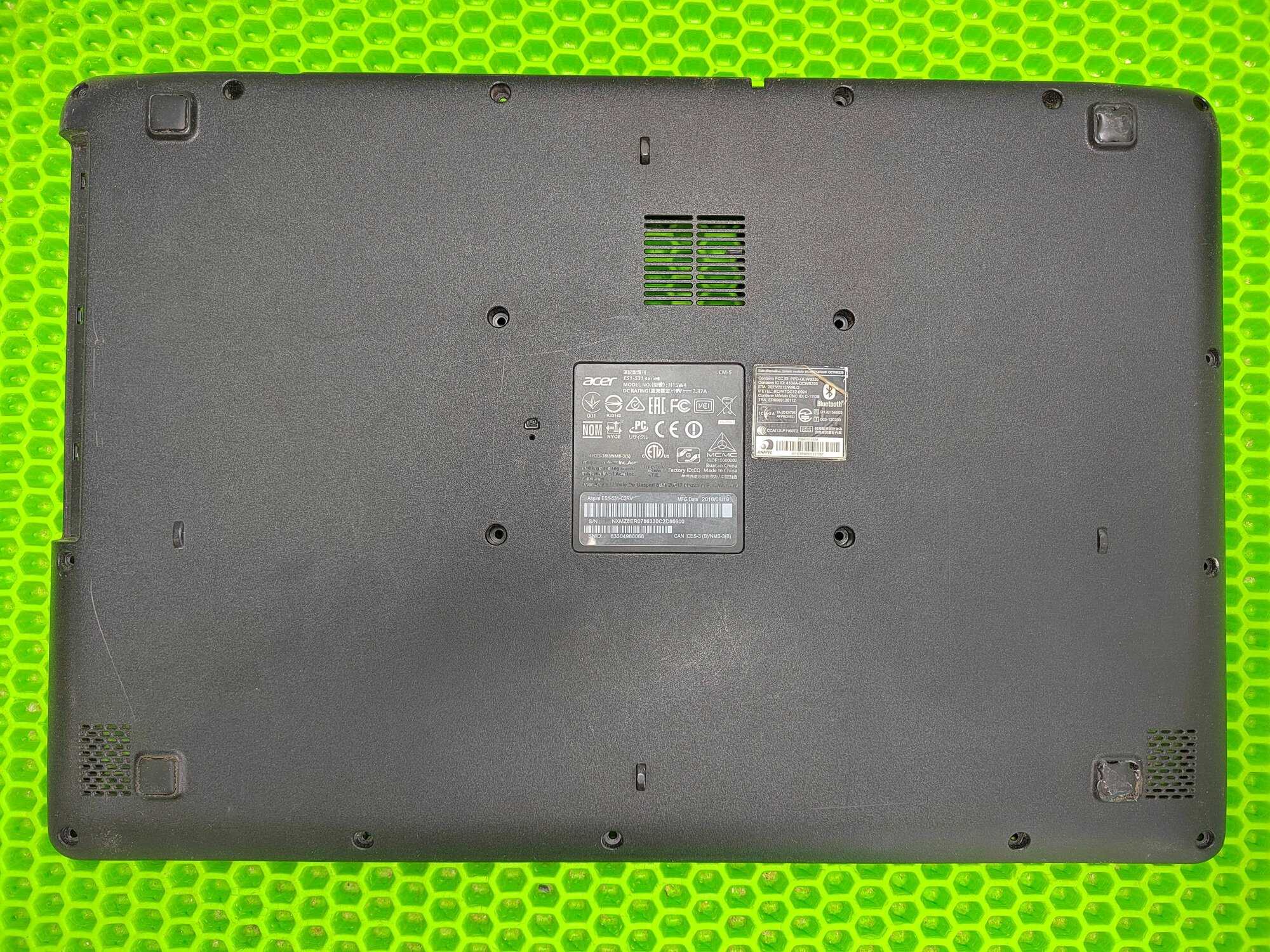 Нижняя часть ноутбука (поддон) Acer Aspire ES1-531