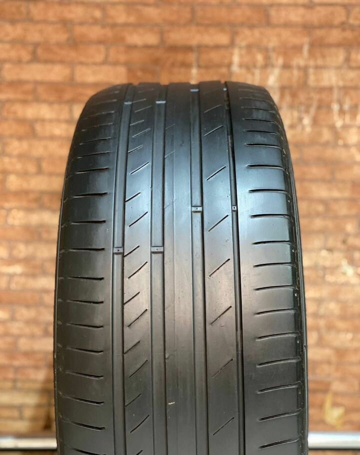 Kumho Ecsta PS71 265/45 R20