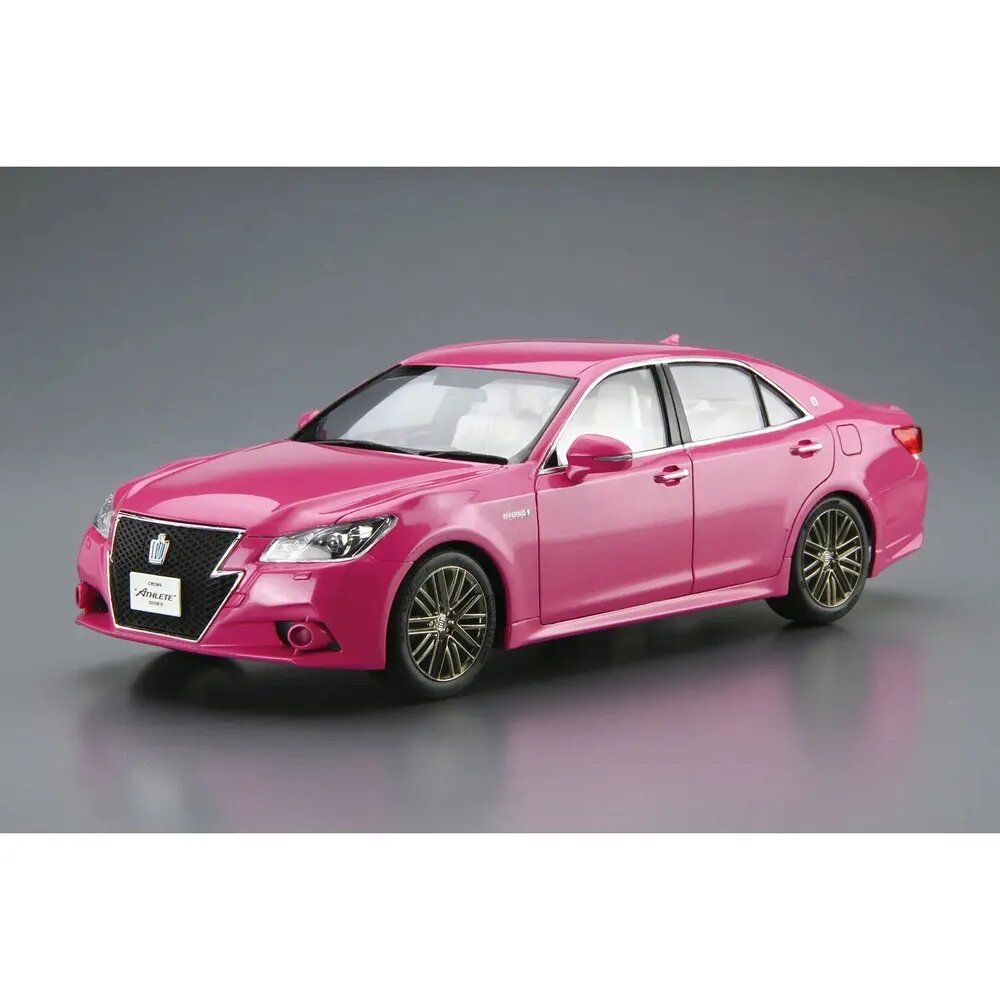 Сборная модель Машинка Aoshima-06821 1/24 Toyota GRS214/AWS160 Crown 2015 car model kit