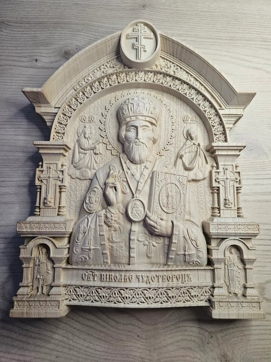 Икона "Николай Чудотворец". Деревянная, резная. 30х25см.