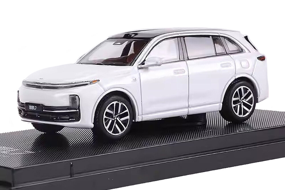 Модель коллекционная PAUDI Lixiang (li auto) L7 2025 white / лисян Л7 белый (длина 7-10 см)