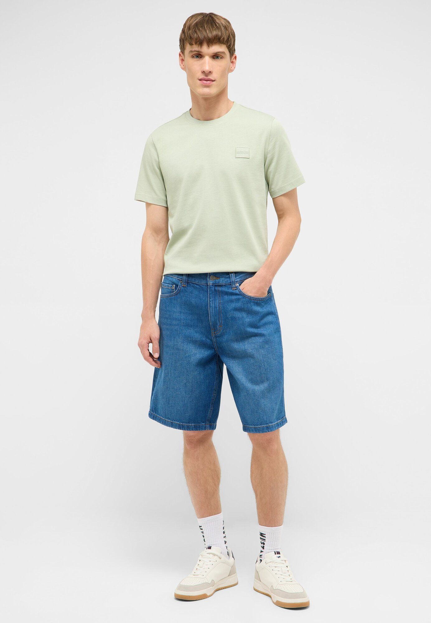 Шорты Jeff Shorts