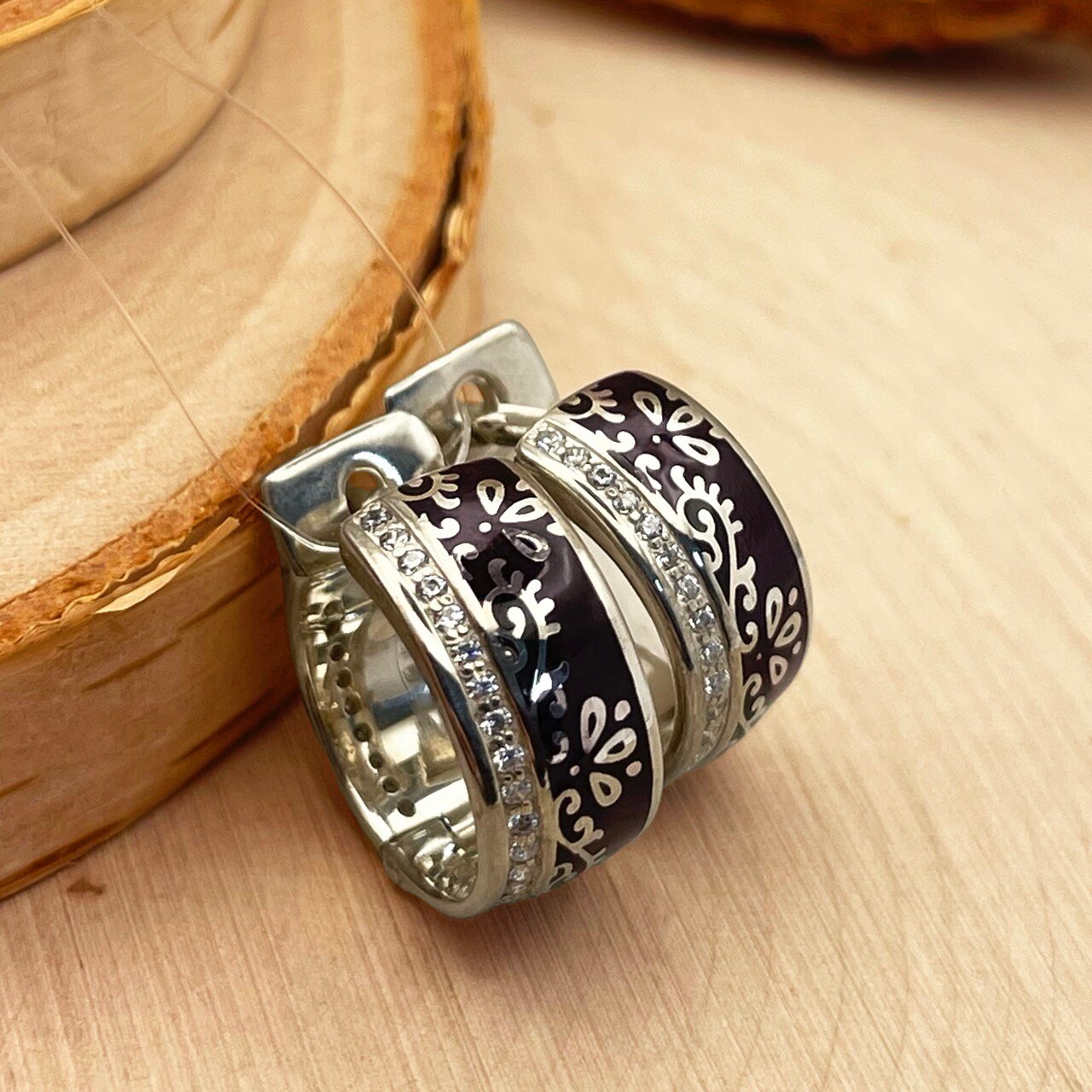 Серьги конго, серебро, 925 проба, оксидирование, эмаль, фианит