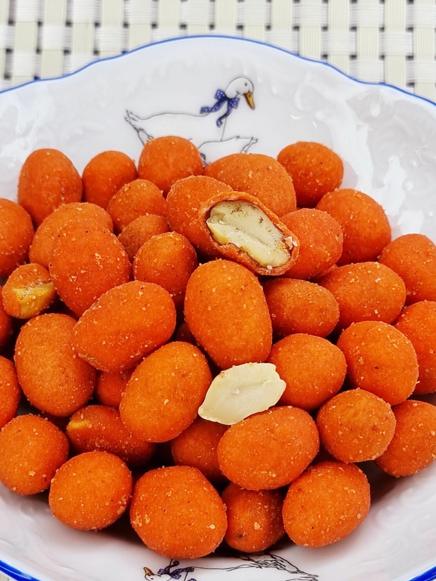 Арахис в хрустящей оболочке со вкусом Бекона 500 Гр.