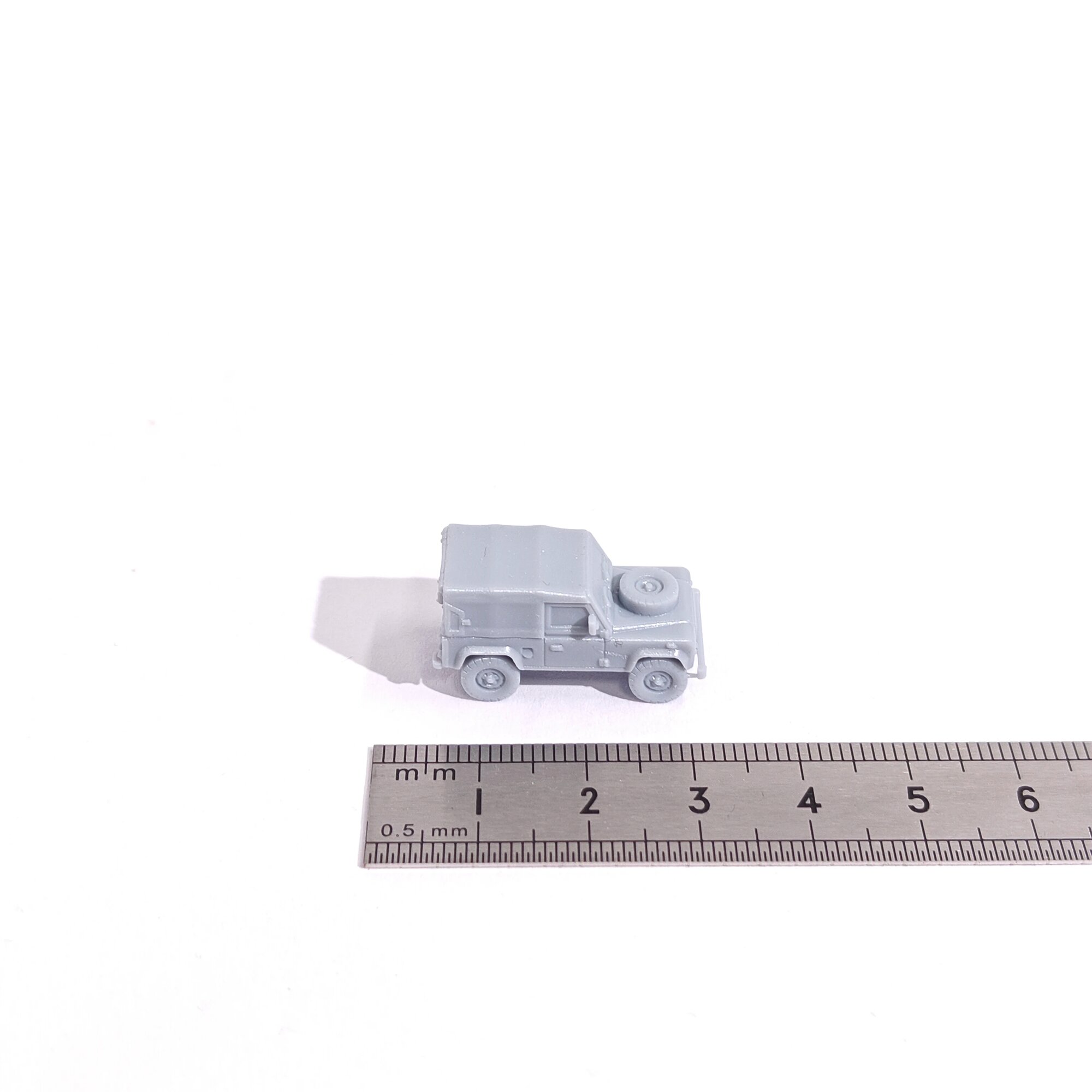 Модельный набор Defender Wolf TUM 1/144, цвет Wolf TUM 90