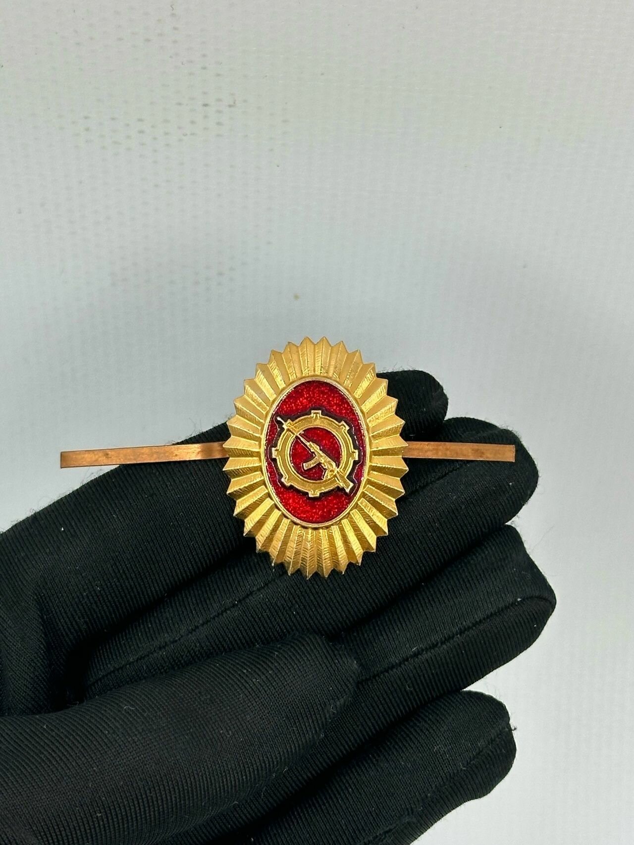 Кокарда "Автомат Калашникова" Росгвардия УВО Состояние!