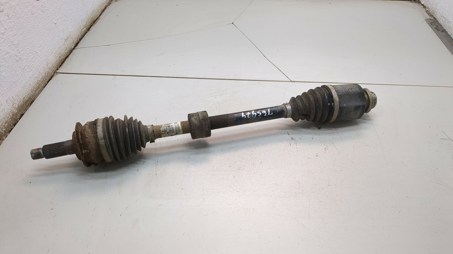 Полуось (вал, шрус) правая передняя Suzuki SX4 Б/У