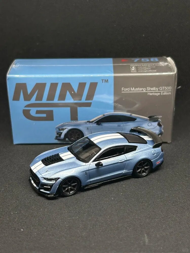Коллекционная машинка MINI GT 1/64 #758 Ford Mustang Shelby GT500 Heritage Edition