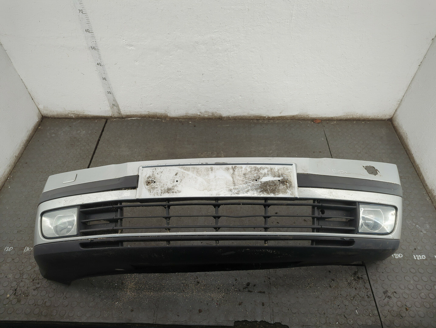 Бампер передний Skoda Octavia (A5) Б/У