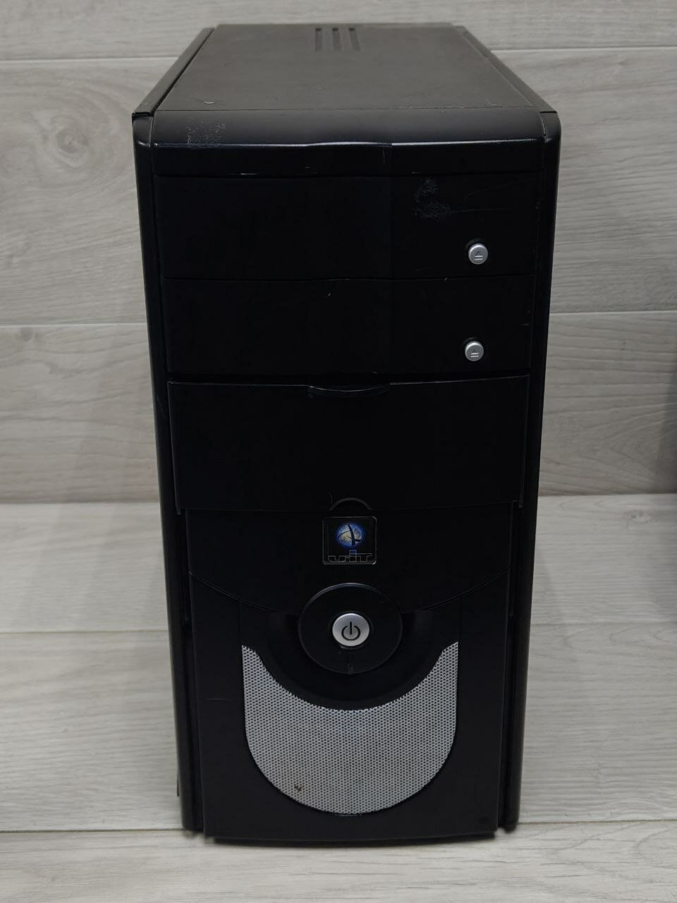 Системный блок, AMD Athlon(tm) 64 X2 Dual Core 4400+ 2.31 GHz, Nvidia GeForce 7025, ОЗУ: 3 гб, HDD: 512 гб