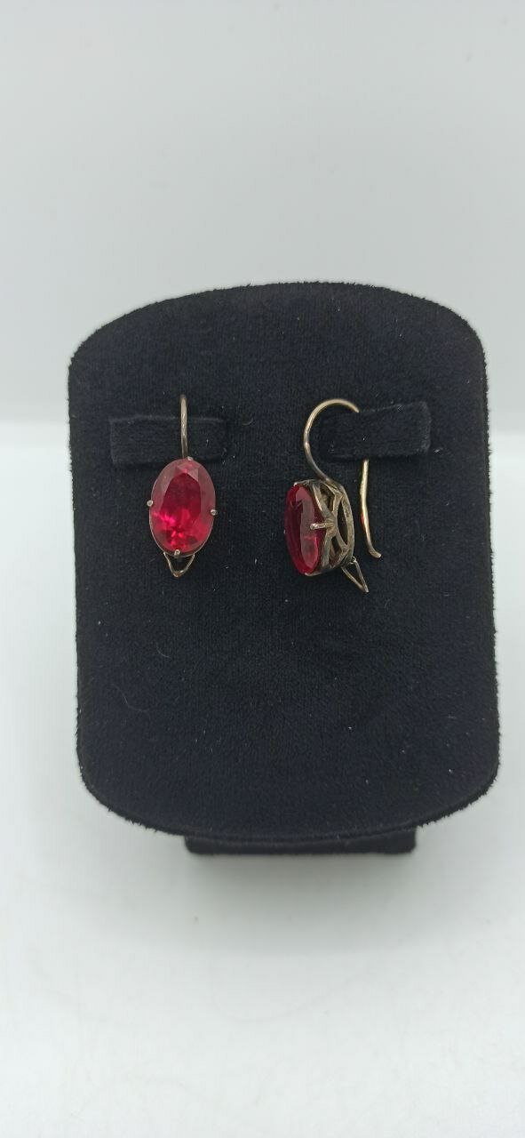 Серьги петелька с корундом рубина винтажные советские, СССР