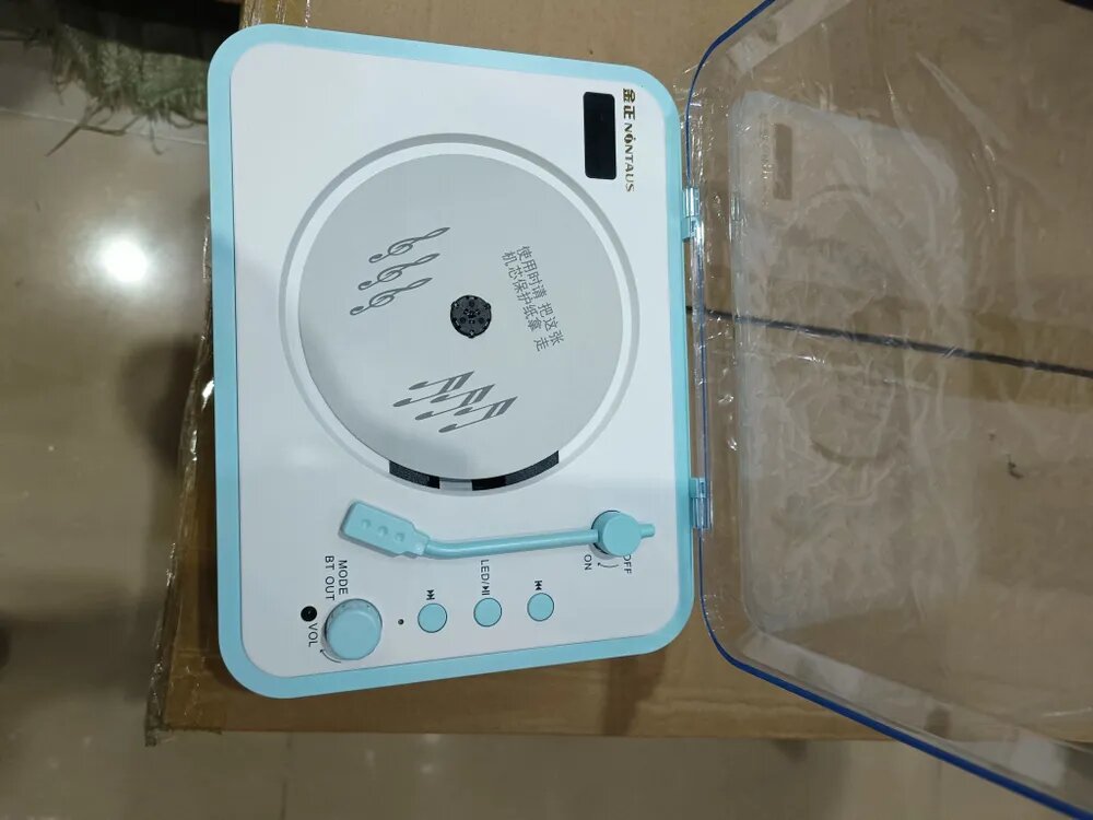 Портативный CD-плеер с верхней загрузкой и Bluetooth, голубой, для дома и путешествий. Компактный дизайн, стильный внешний вид. — фото 1