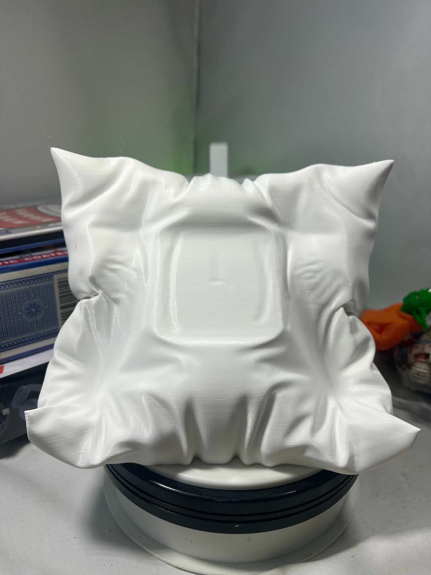 Подставка для джойстика Shoptronic, белоснежная, пластик, универсальная — фото 1