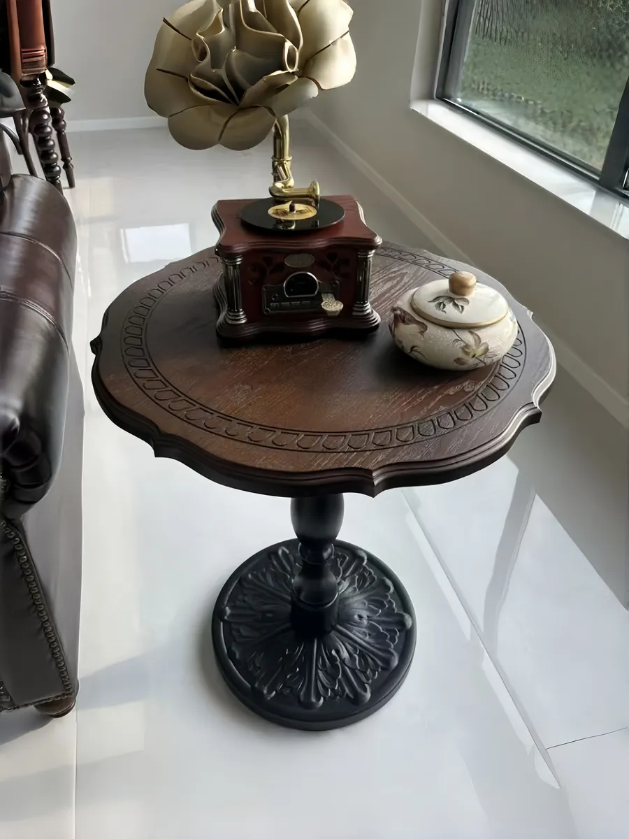 Журнальный столик "Винтаж", американский стиль, массив дерева, круглый, 45 см