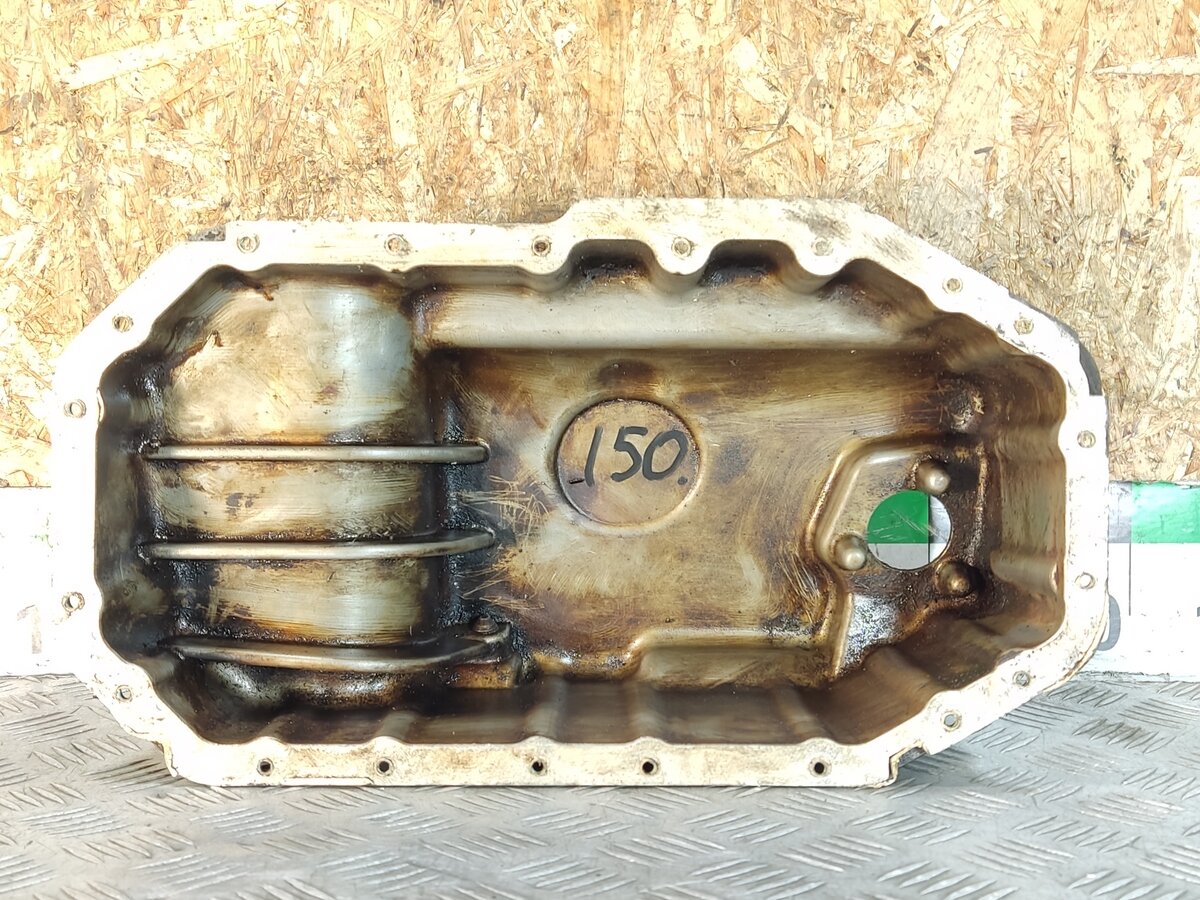 Поддон двигателя SKODA Octavia 2000 2011 030103603Q