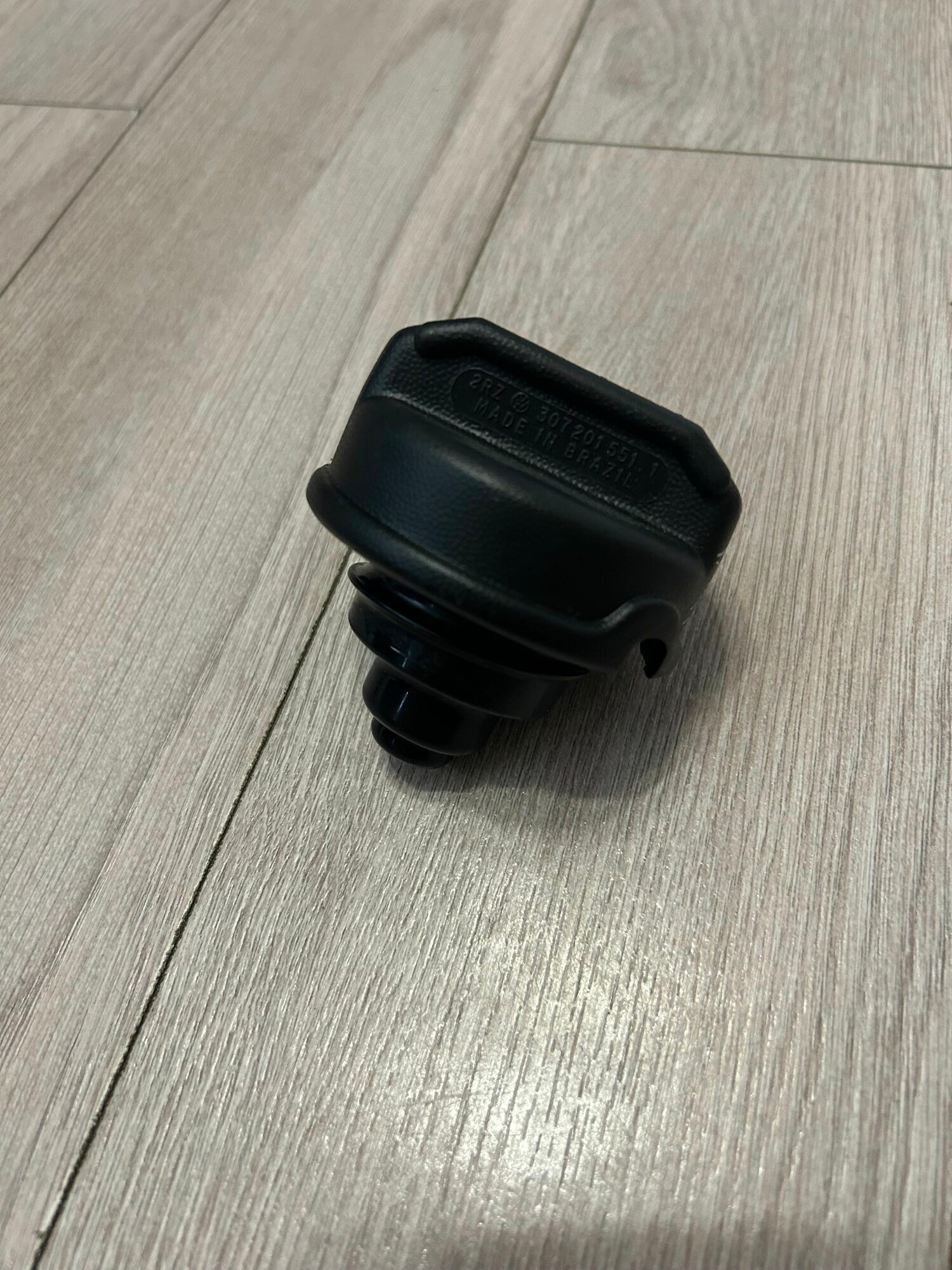 Крышка бензобака