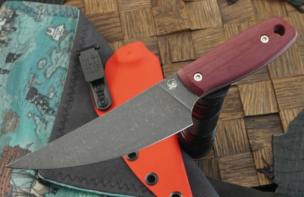 Нож с фиксированным клинком Barmaley Knives Буратино L, сталь VG-10, BW, рукоять бордовая джинсовая микарта