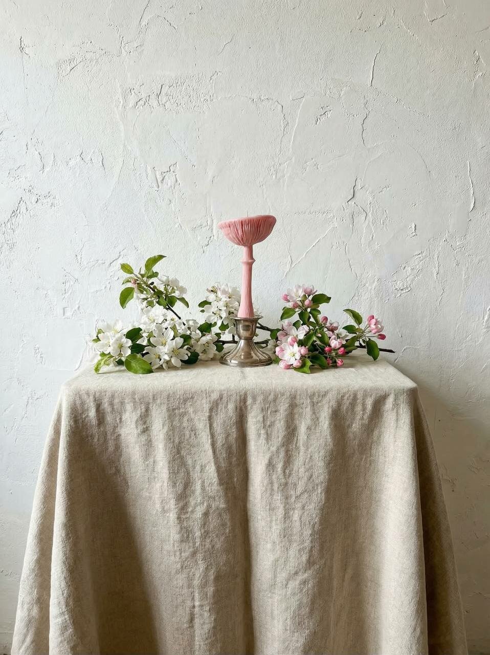 Свеча Unification Love "Гриб мухомор", фигурная, с ароматом черной смородины, 2 часа горения