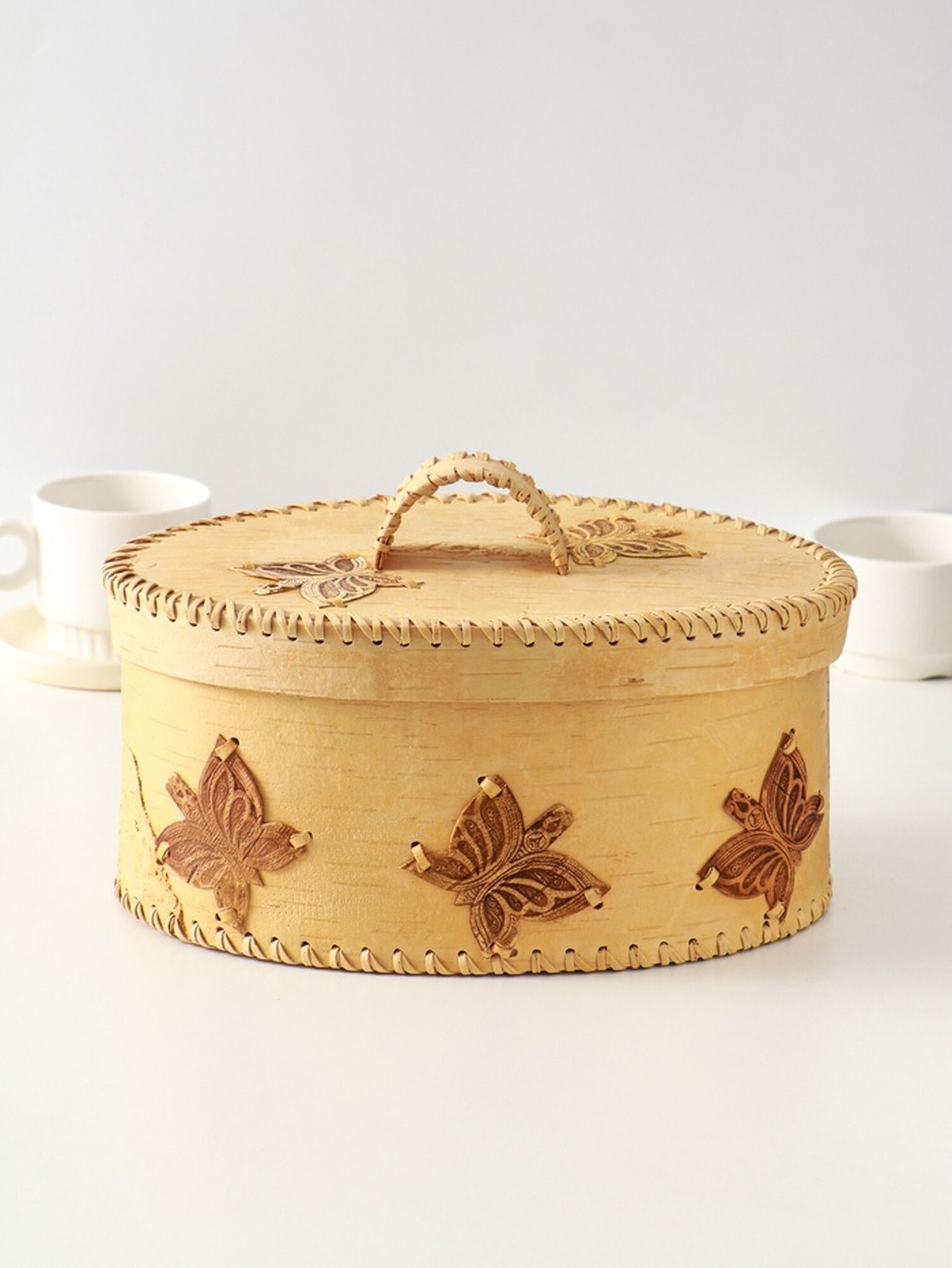 Хлебница с ручкой «Бабочки», р. 30×18×19 см, береста, бежевый