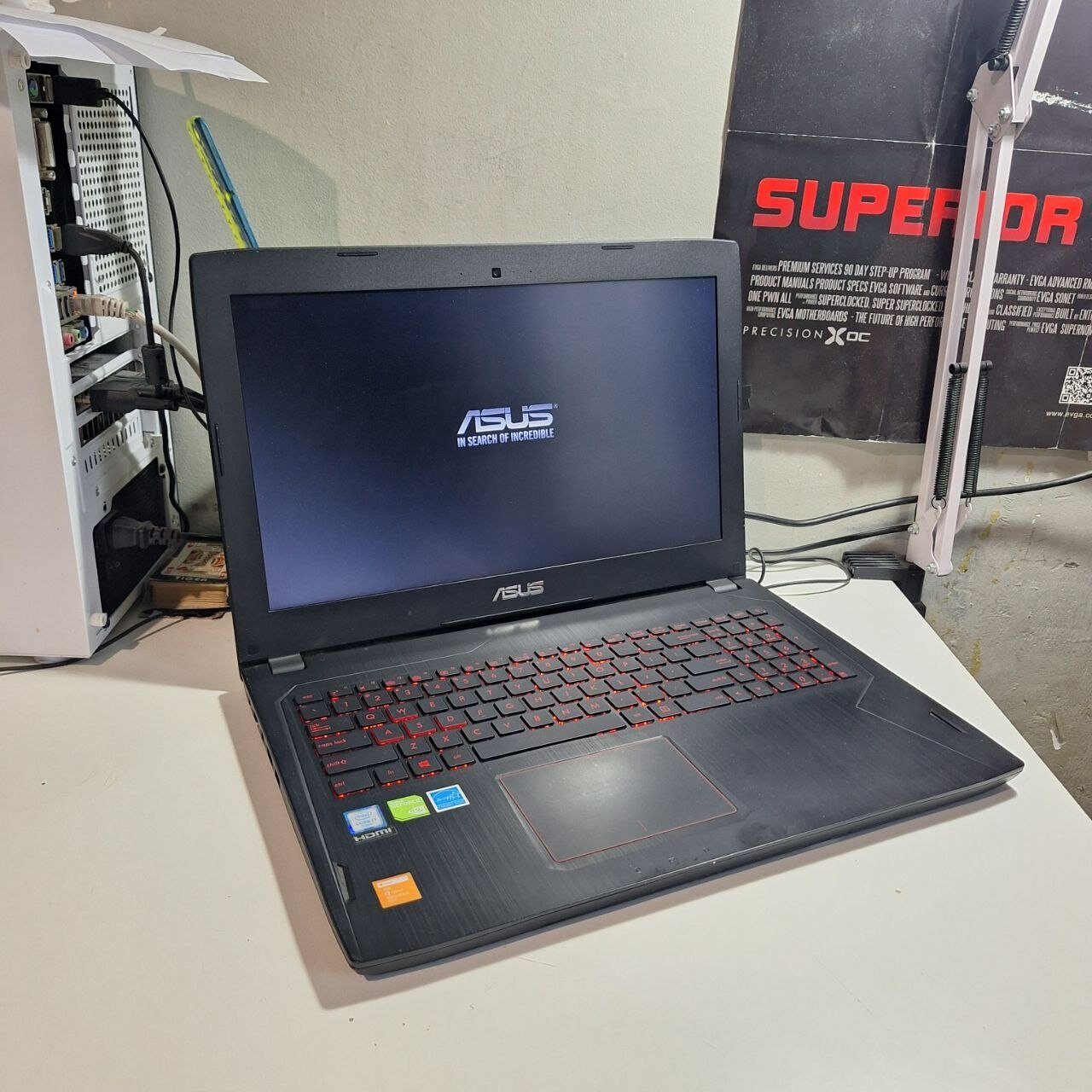 Игровой ноутбук Asus 15,6" GTX 1060 3gb, I7-6700, 8GB ddr4, SSD 128gb, FullHD