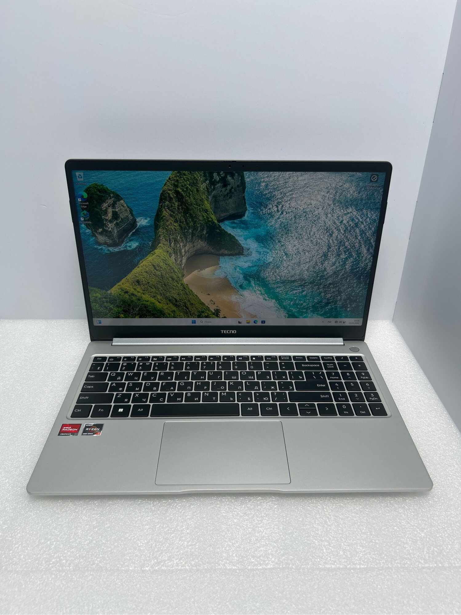Ноутбук Tecno Megabook T1DA 15.6"/AMD Ryzen 7 5800U/RAM 16ГБ/SSD 512GB/AMD Radeon Graphics/1920*1080/IPS/DOS/Подсветка кл-ры: LED/серебристый. Состояние: Уценка/царапина на матрице