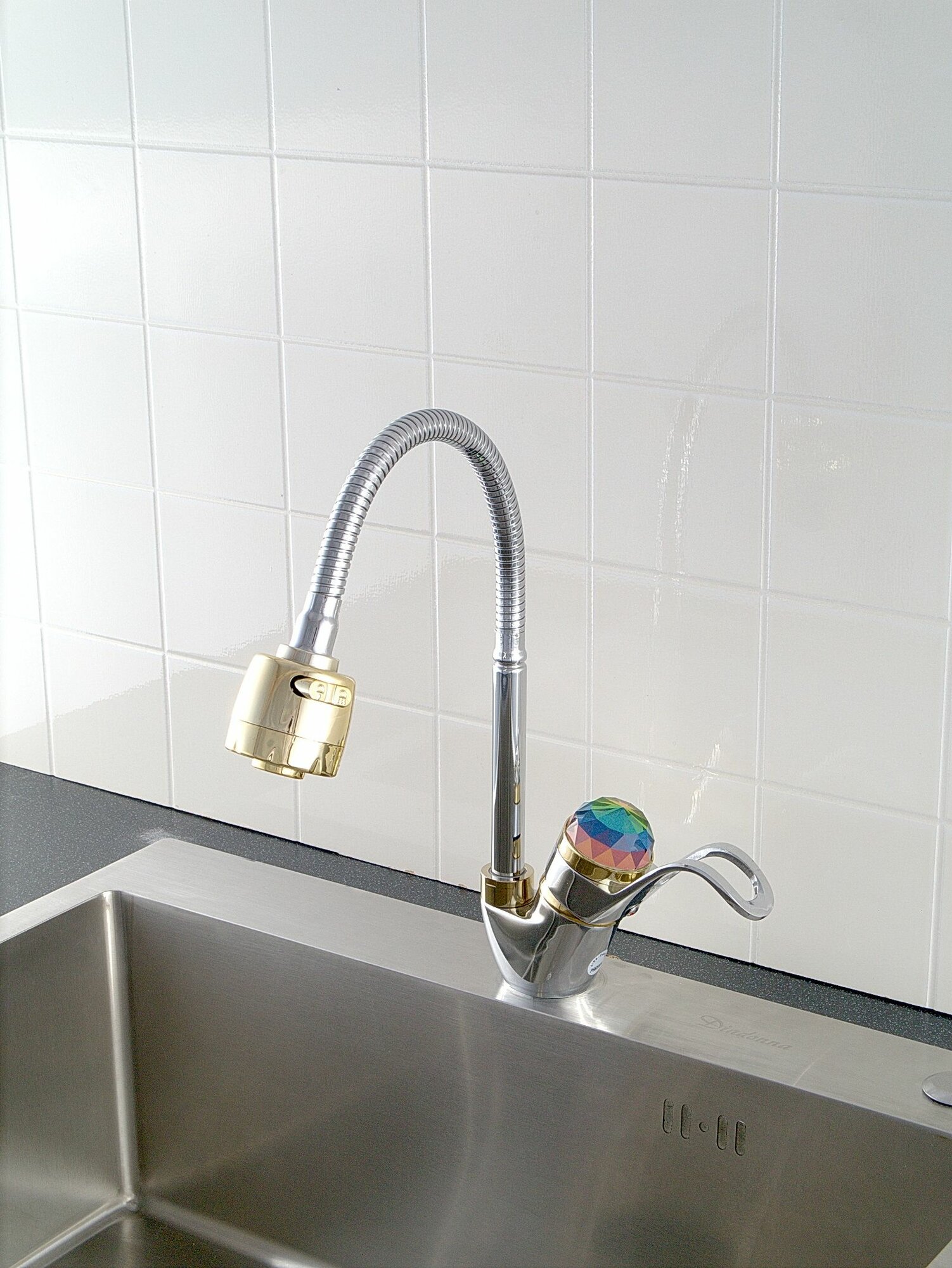 Смеситель на кухню Potato P58206N