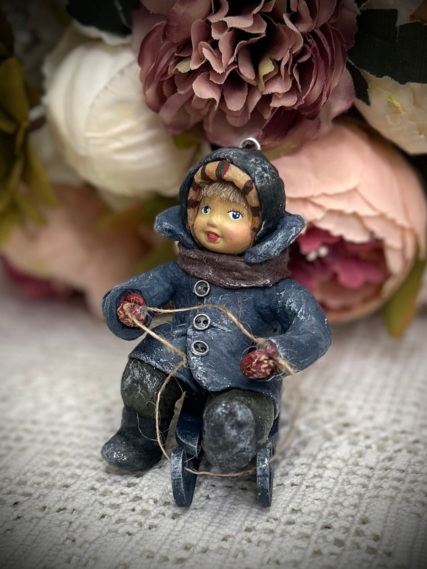 Игрушка из ваты, ёлочное украшение. «Малыш на саночках». Ручная работа. Ватная игрушка.