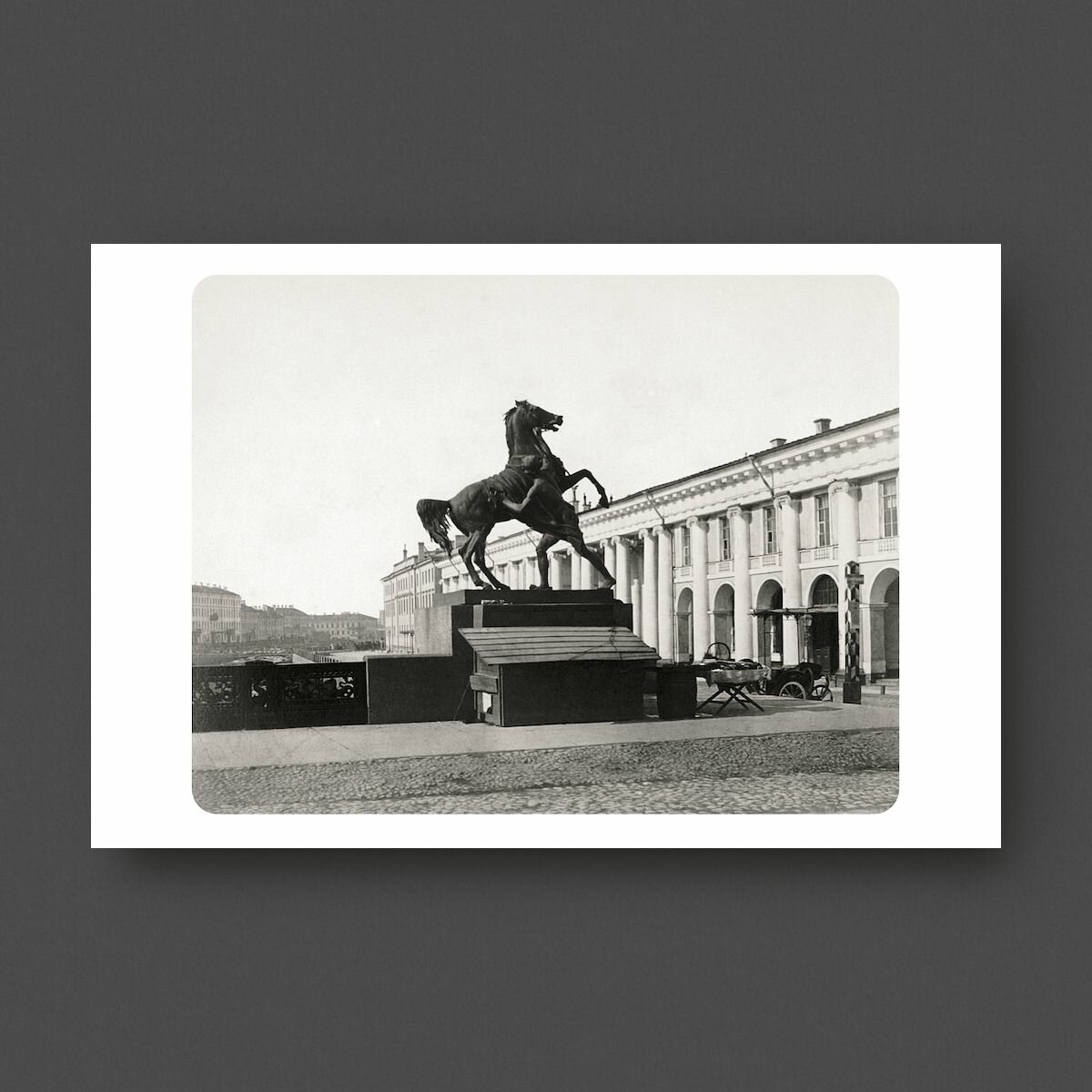 Скульптура на Аничковом мосту. Альфред Лоренс. 1870-е.