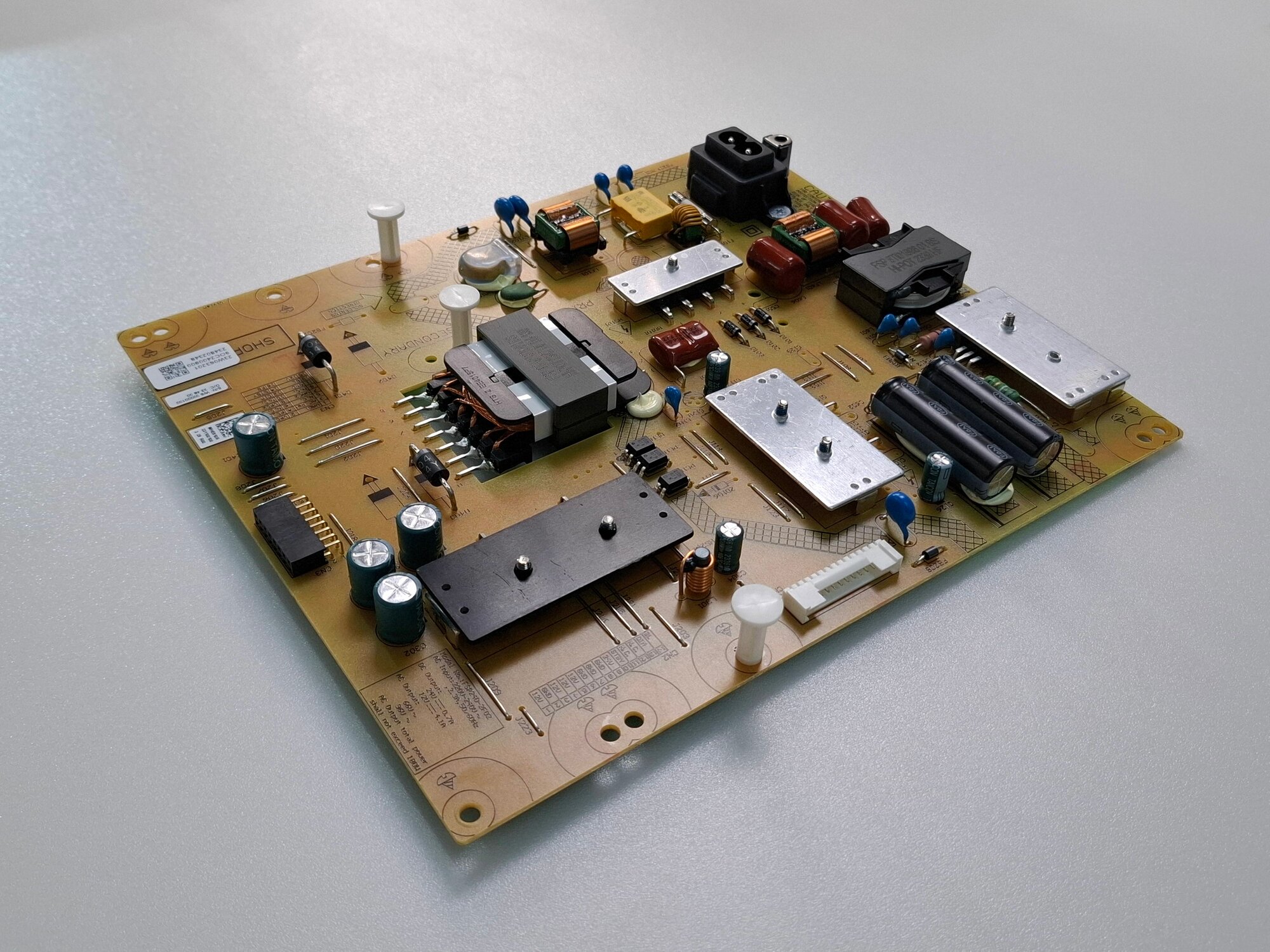 Блок питания (FSP240-2F02), для телевизора Grundig 75NANOGH8600 P: HV750QUB-E7D