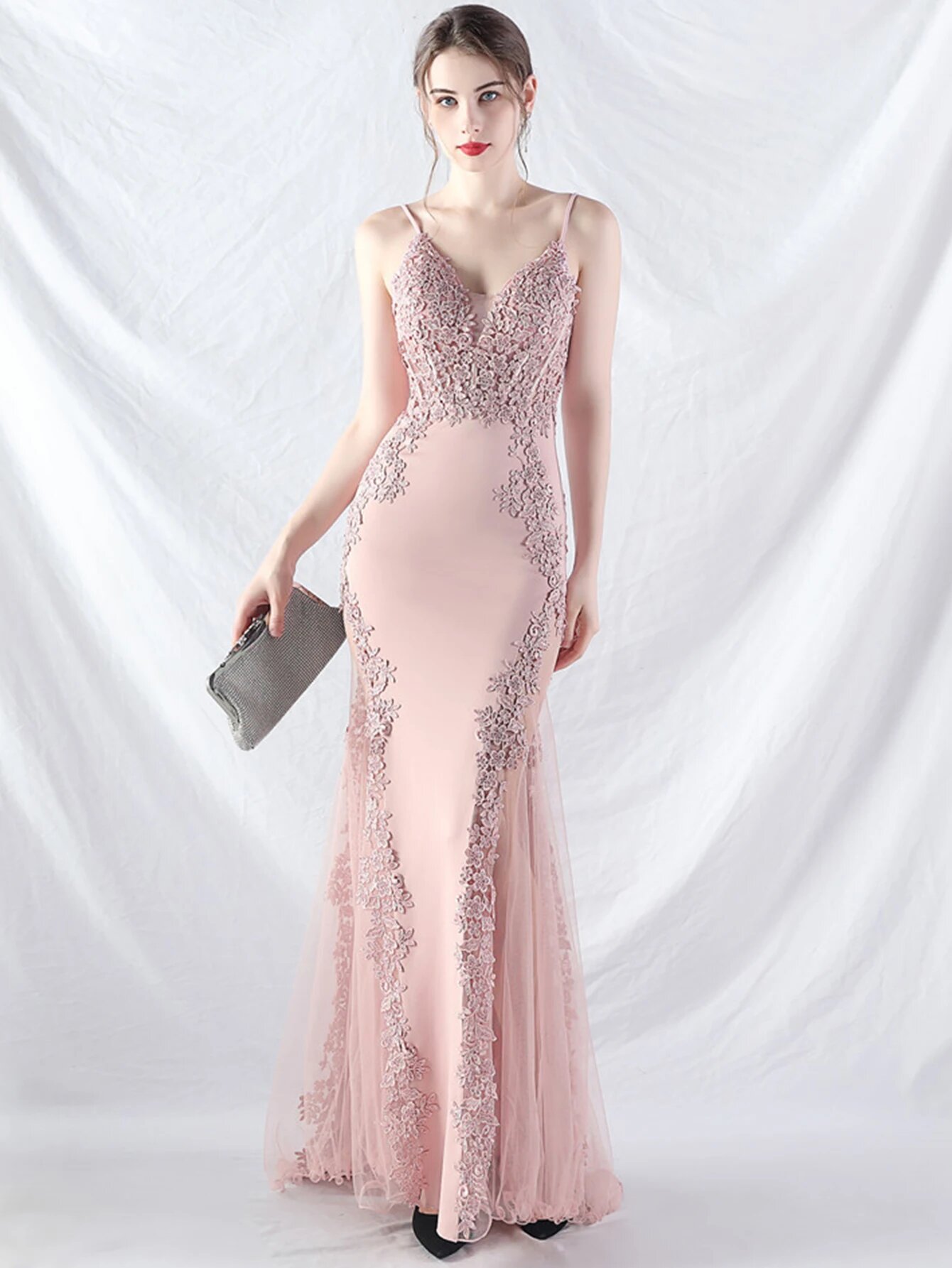 Платье Sequins Runway