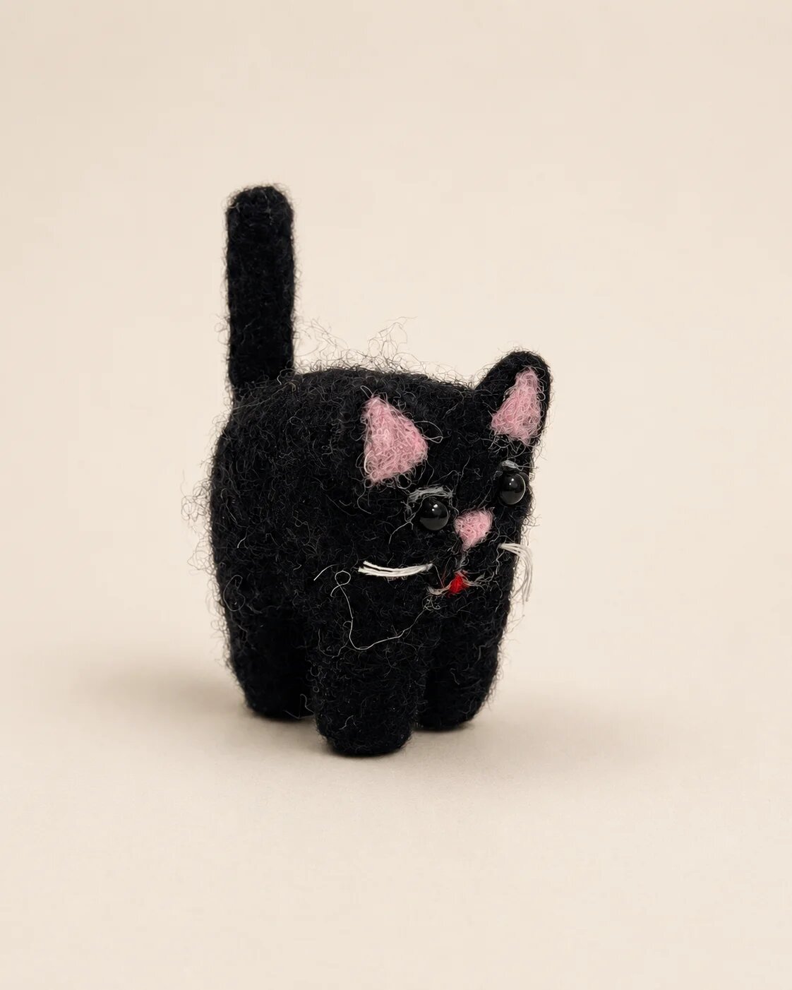 Валяная игрушка Северяшка «Чёрный кот», шерсть