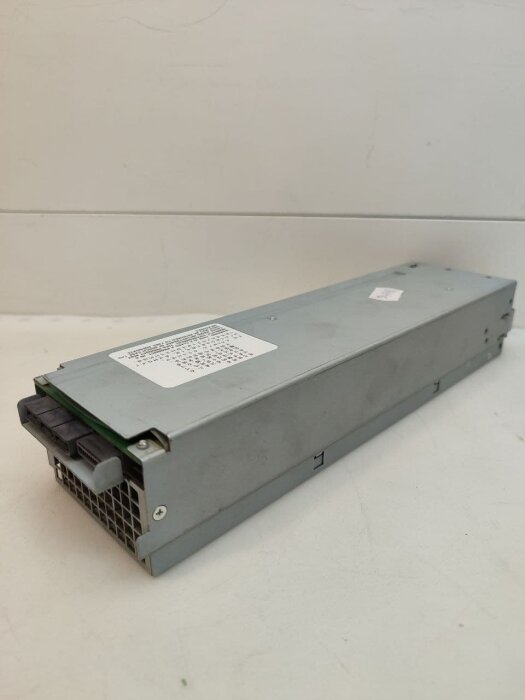 Блок питания IBM 835W Artesyn 7001138-Y000