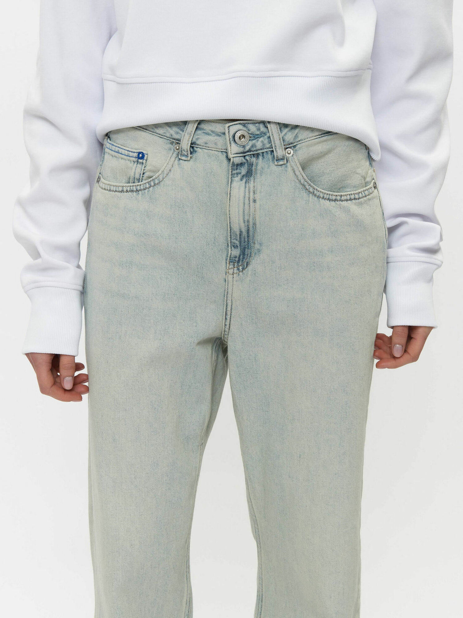 Джинсы KARL LAGERFELD JEANS, размер 29/32, голубой — фото 1