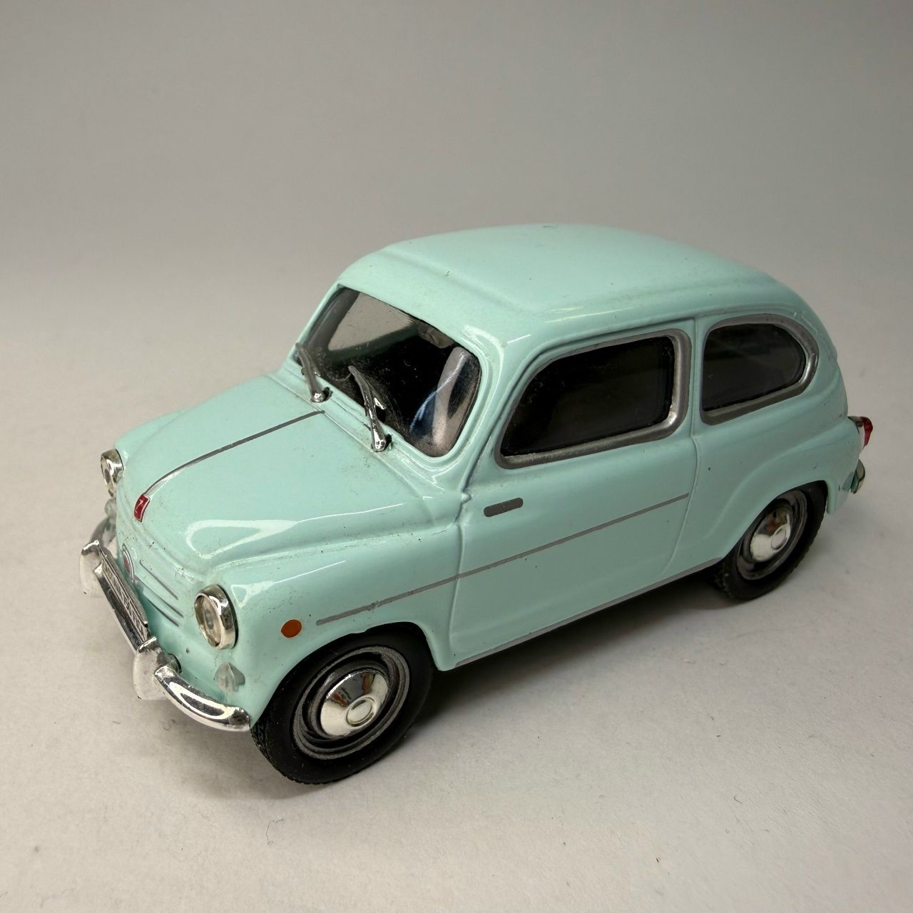 Авто легенды CCCР модель Zastava 750 без коробки